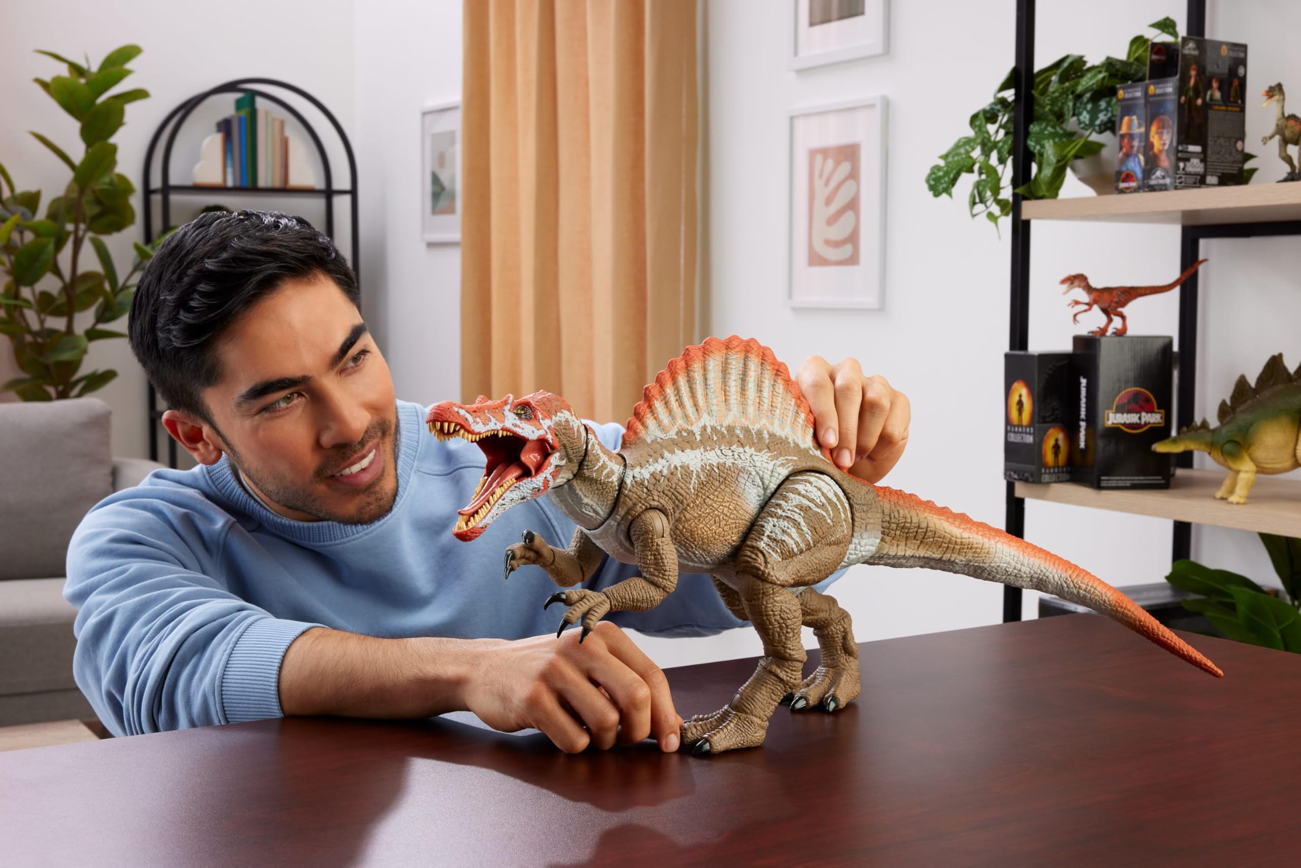Snapklik.com : Mattel Jurassic World Hammond Collection Action Figure