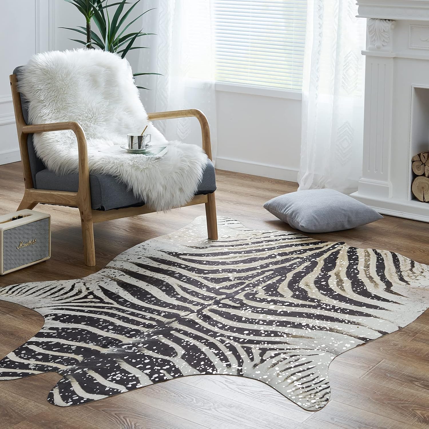 Amazon.com: jinchan Zebra Area Rug with Silver Foil 5x7 Faux Cowhide ...