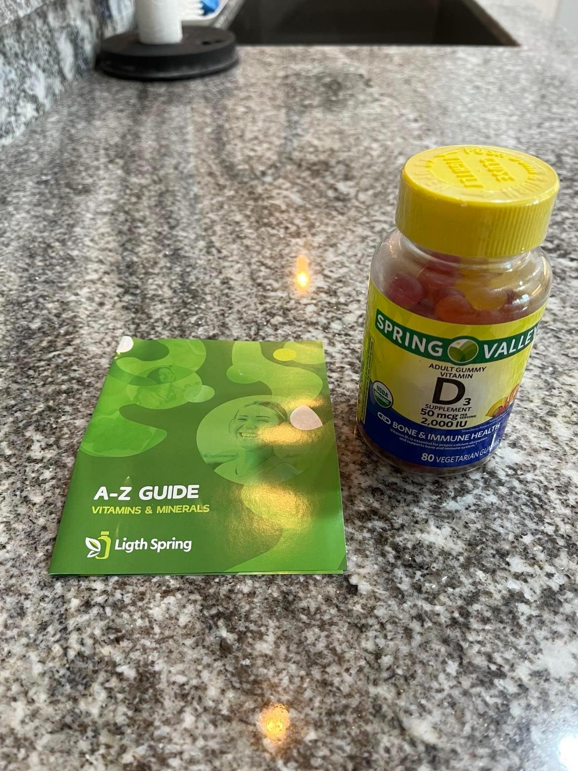 Amazon.com: Spring Valley Vitamin D3 Gummy, 2000 IU, 80 Ct + Vitamins ...