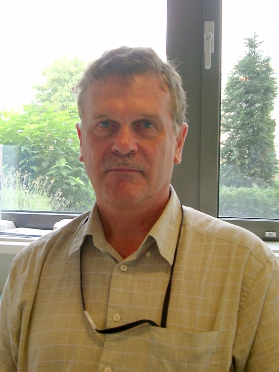 Amazon.co.uk: Robin Brooke-Smith: books, biography, latest update