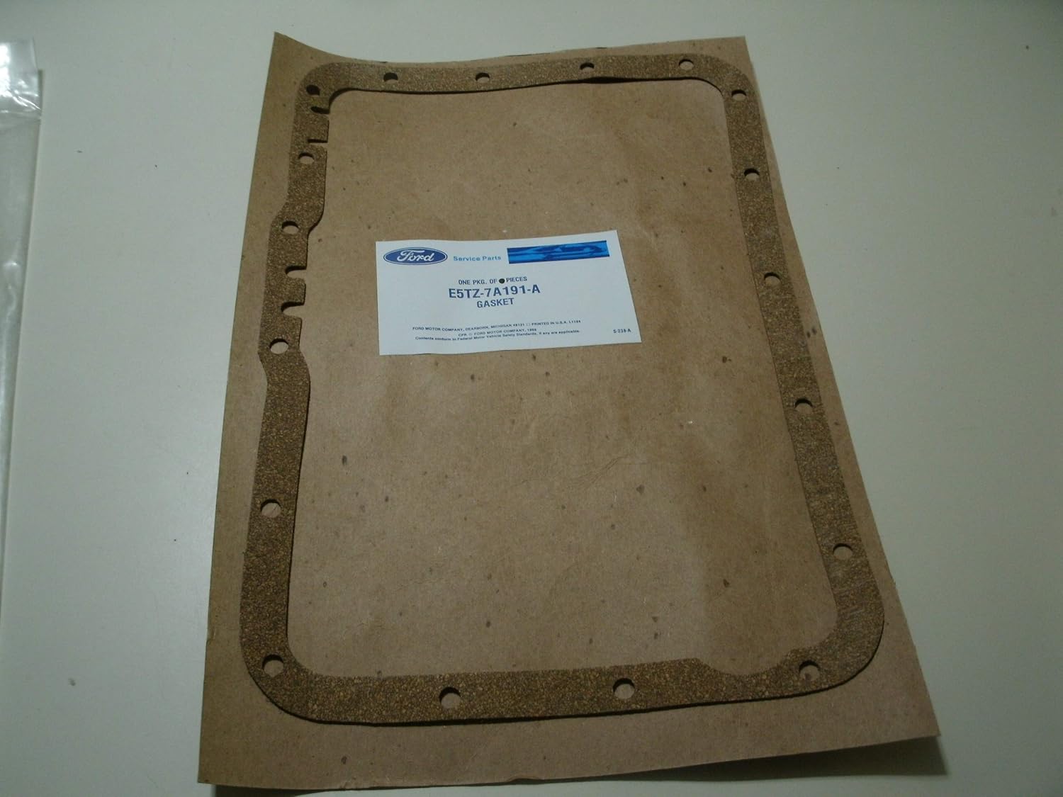Amazon.com: Genuine Ford Parts - Gasket (E5TZ-7A191-A) : Automotive