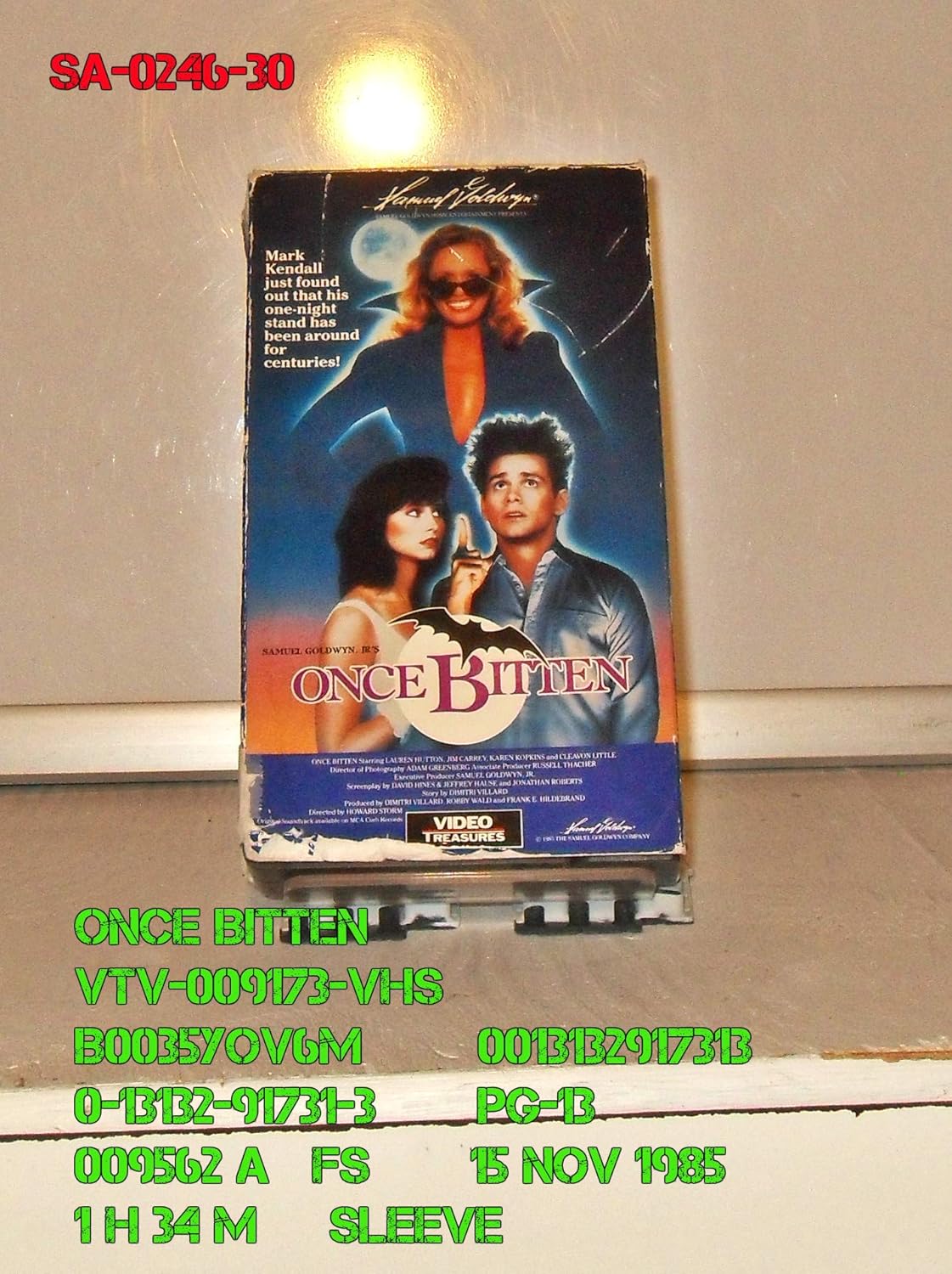 Amazon.com: Once Bitten : Jim Carrey, Lauren Hutton, Karen Kopins ...