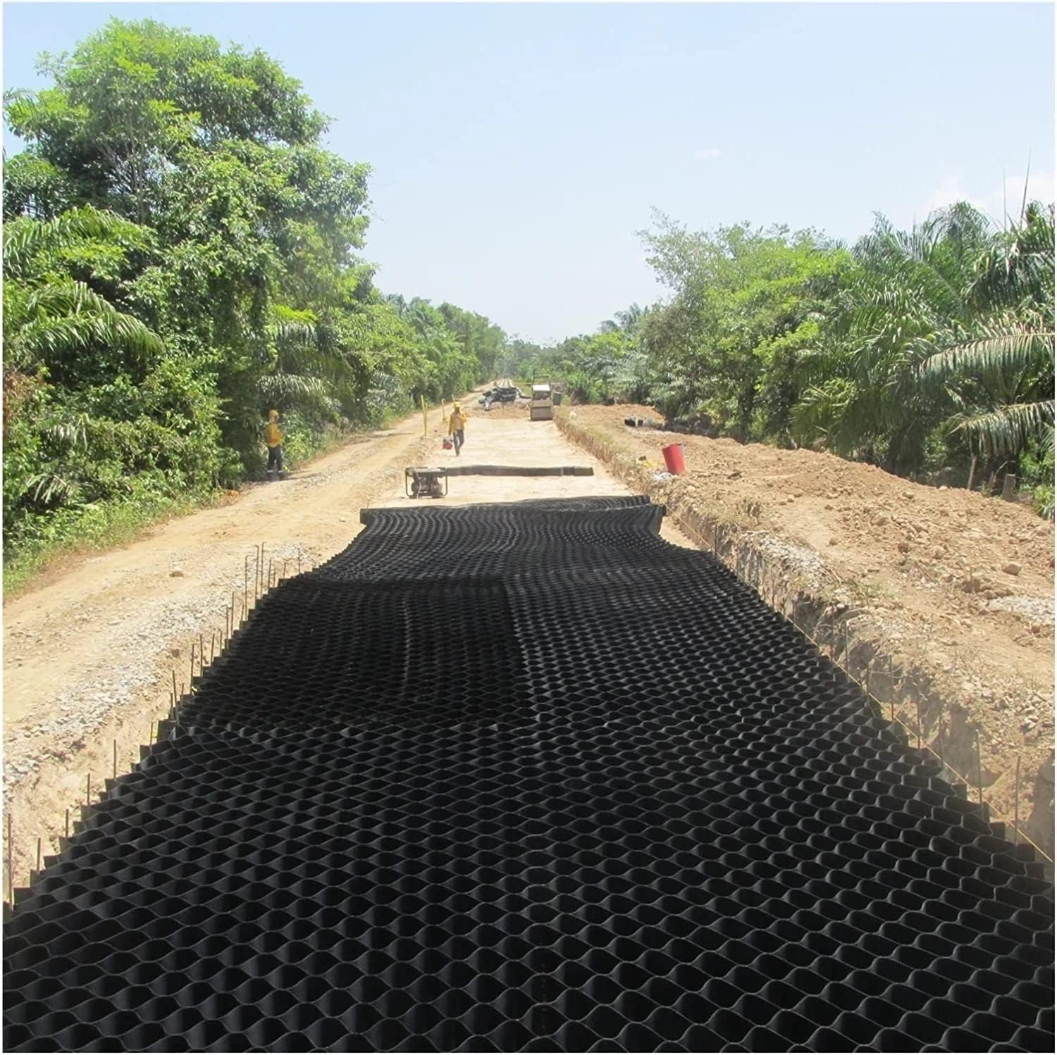 DKP Ground Grid Geogrid Mud/Concrete Control with Drainage Holes ...