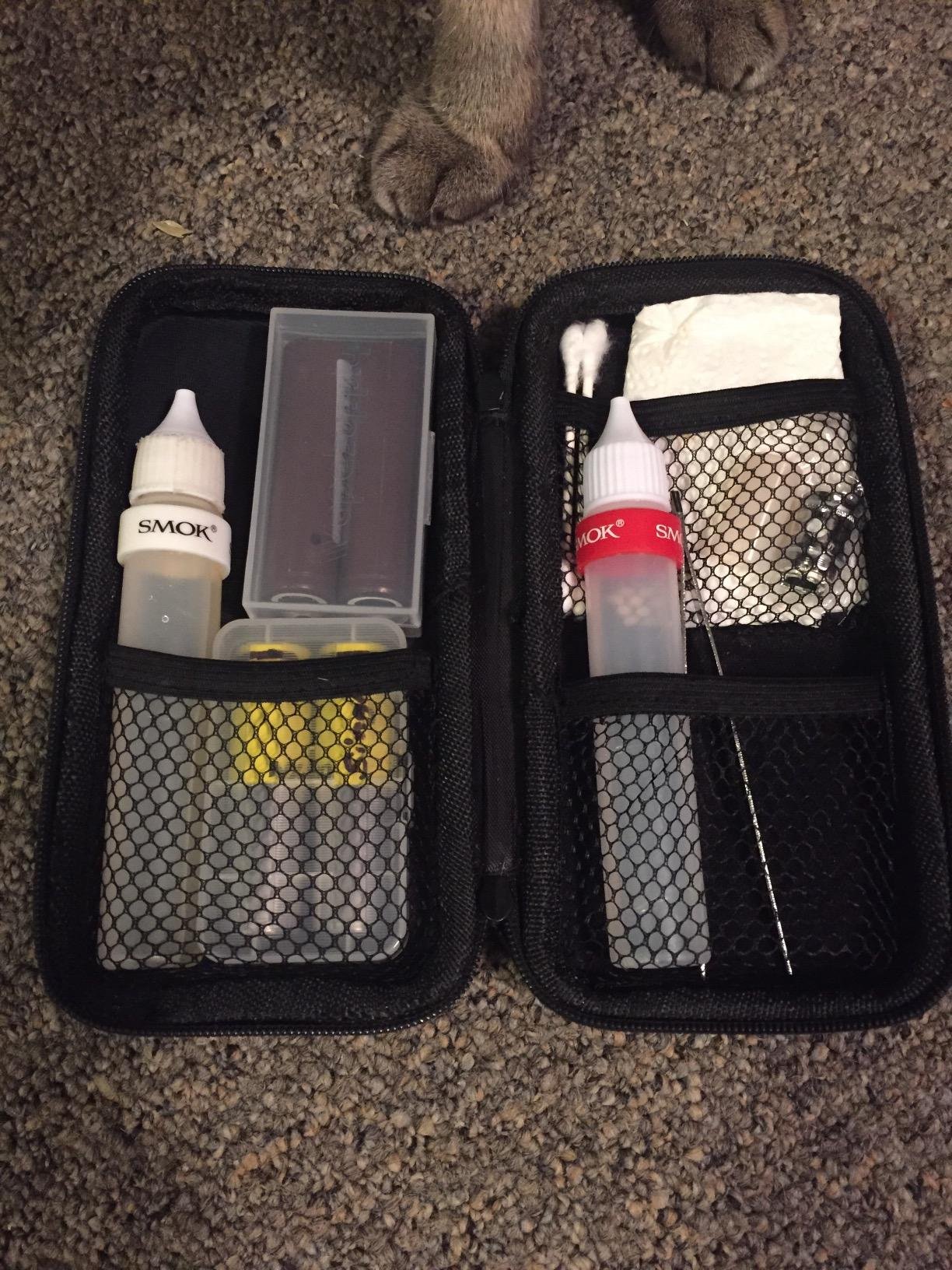 Amazon.com: [Vape and Wires] Carbon Fiber Pattern Design Hard Carrying ...