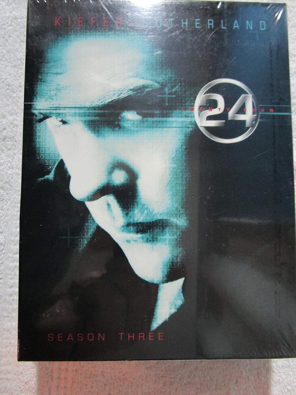 24: Season Three: Amazon.ca: Kiefer Sutherland, Elisha Cuthbert, Carlos ...