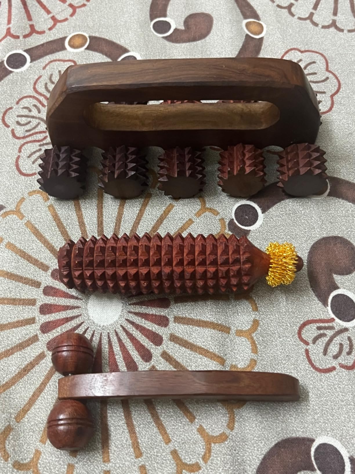 Masterarts Wooden Acupressure Back Massager Back for Pain Relief, Multi ...