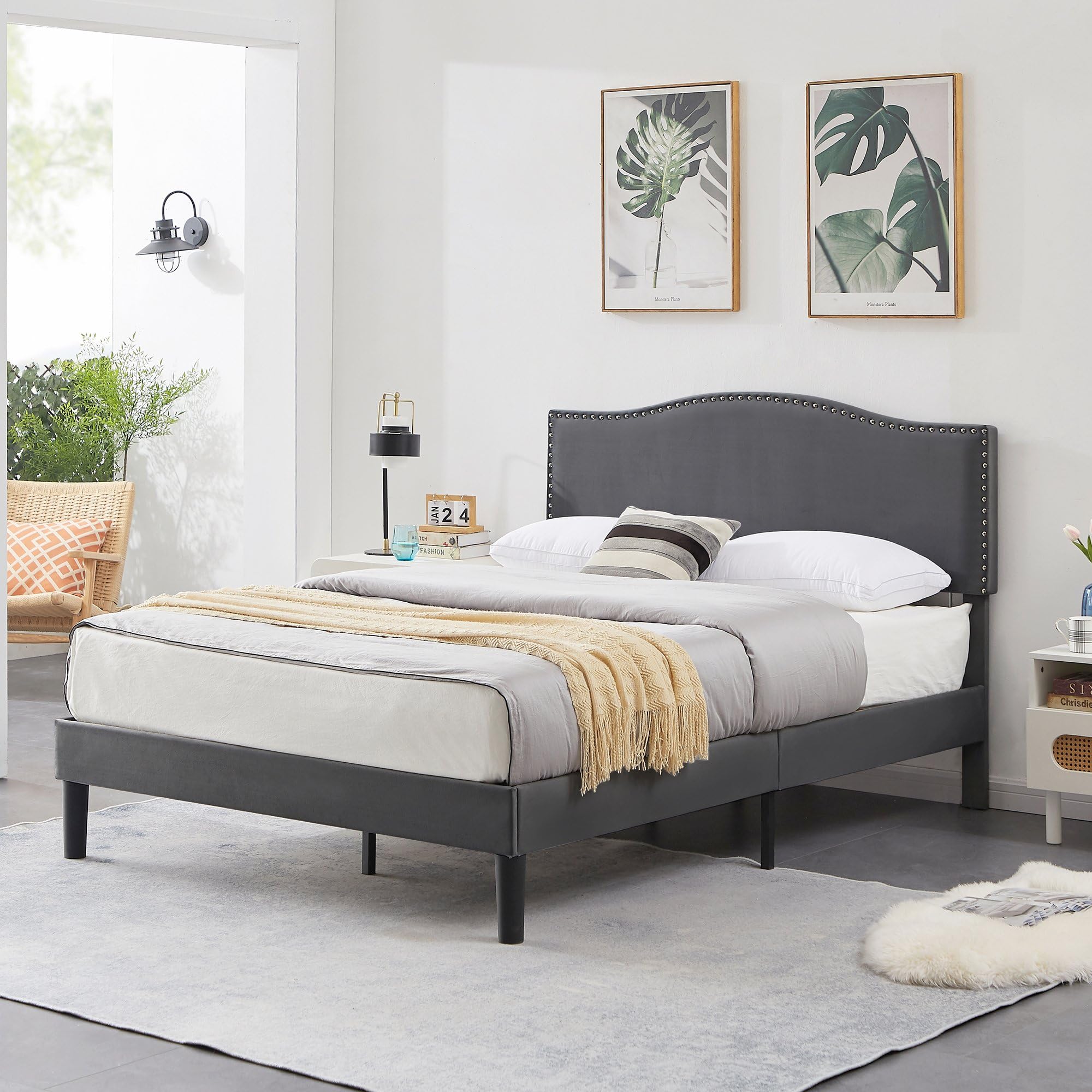 Snapklik.com : VECELO Full Bed Frame Platform Bed Frame