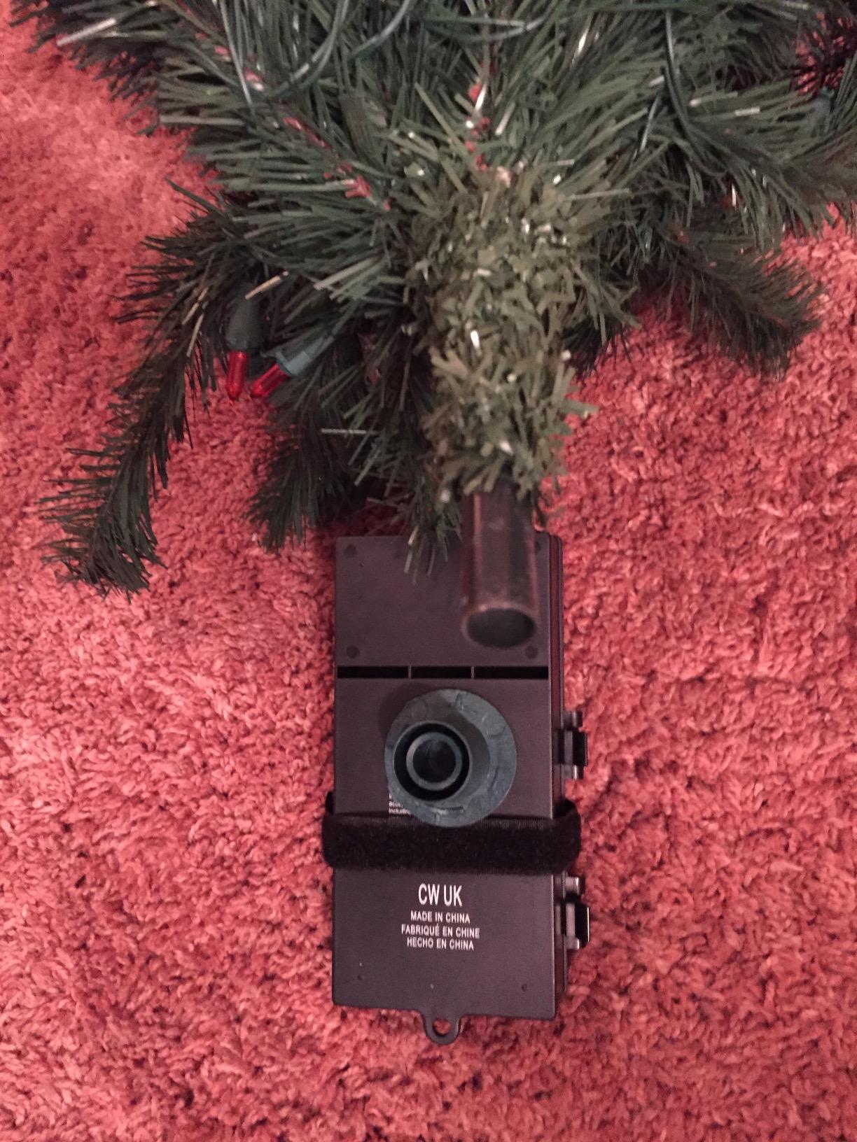 Amazon.com: Set of 2, 3 ft Tall - Cordless, Battery Powered, Pre-Lit ...