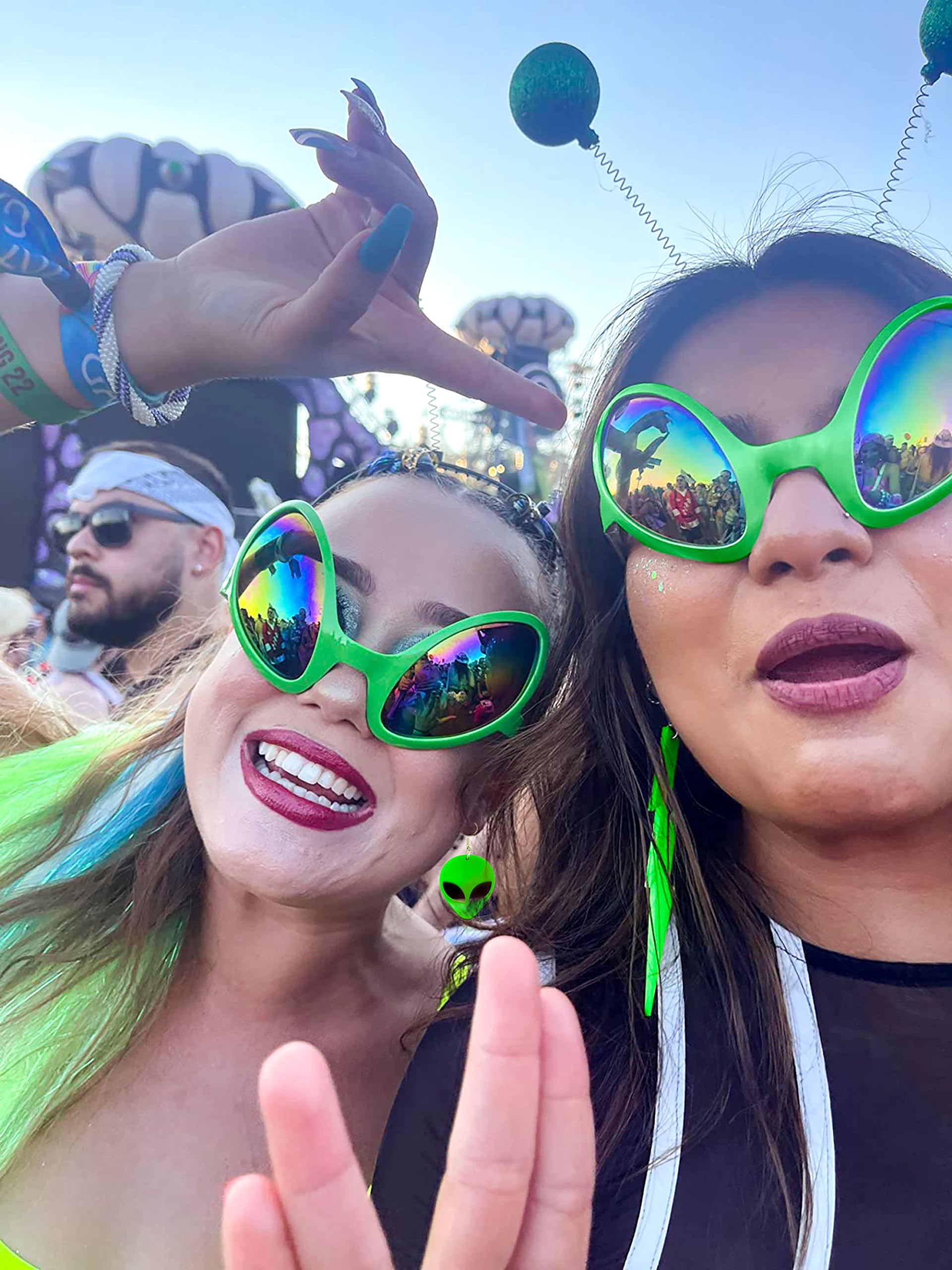 Snapklik.com : 6 PCS Green Alien Headband Antenna Headband Alien ...