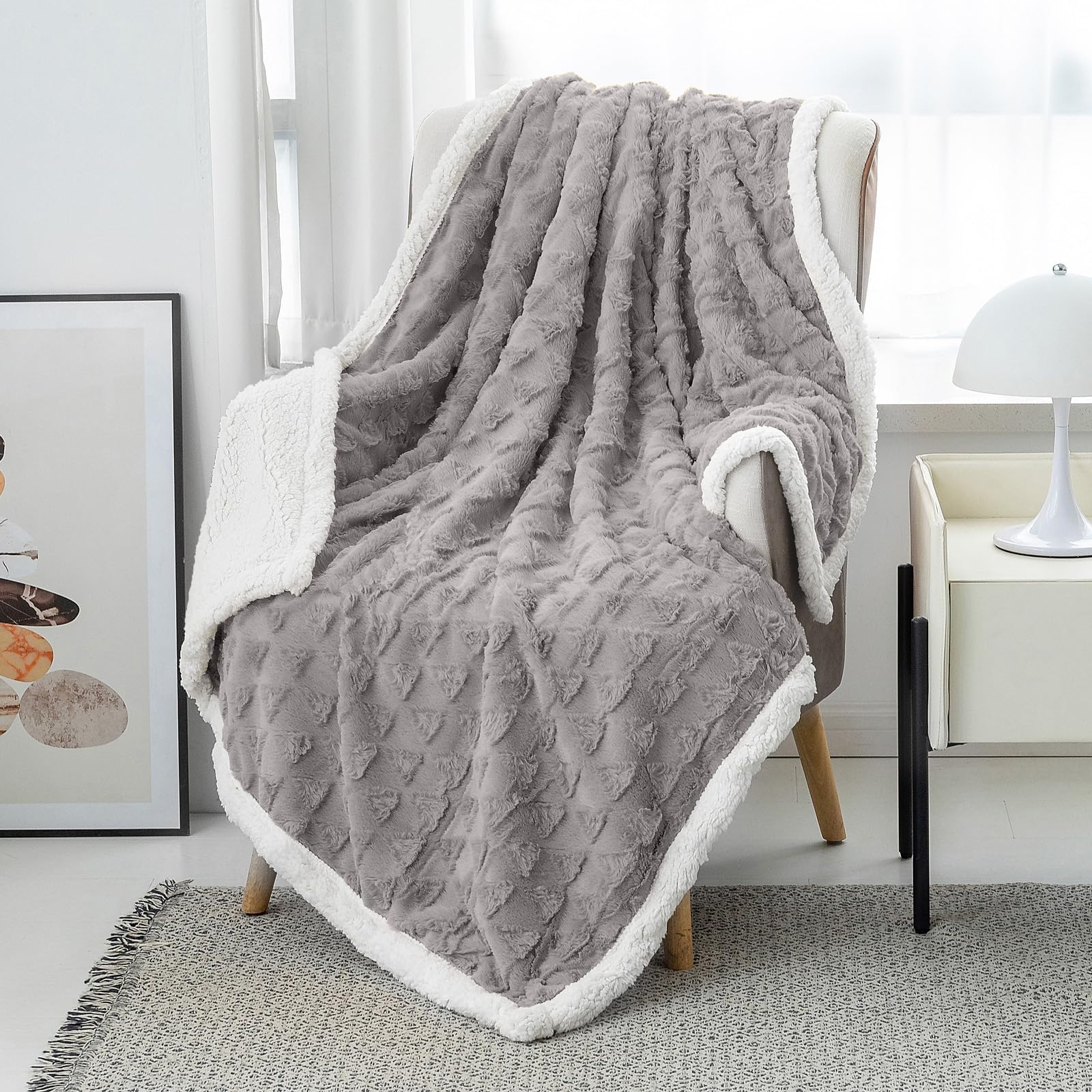 Amazon.com: Monte & Jardin Luxury Collection Ultra Plush, Cozy, & Soft ...
