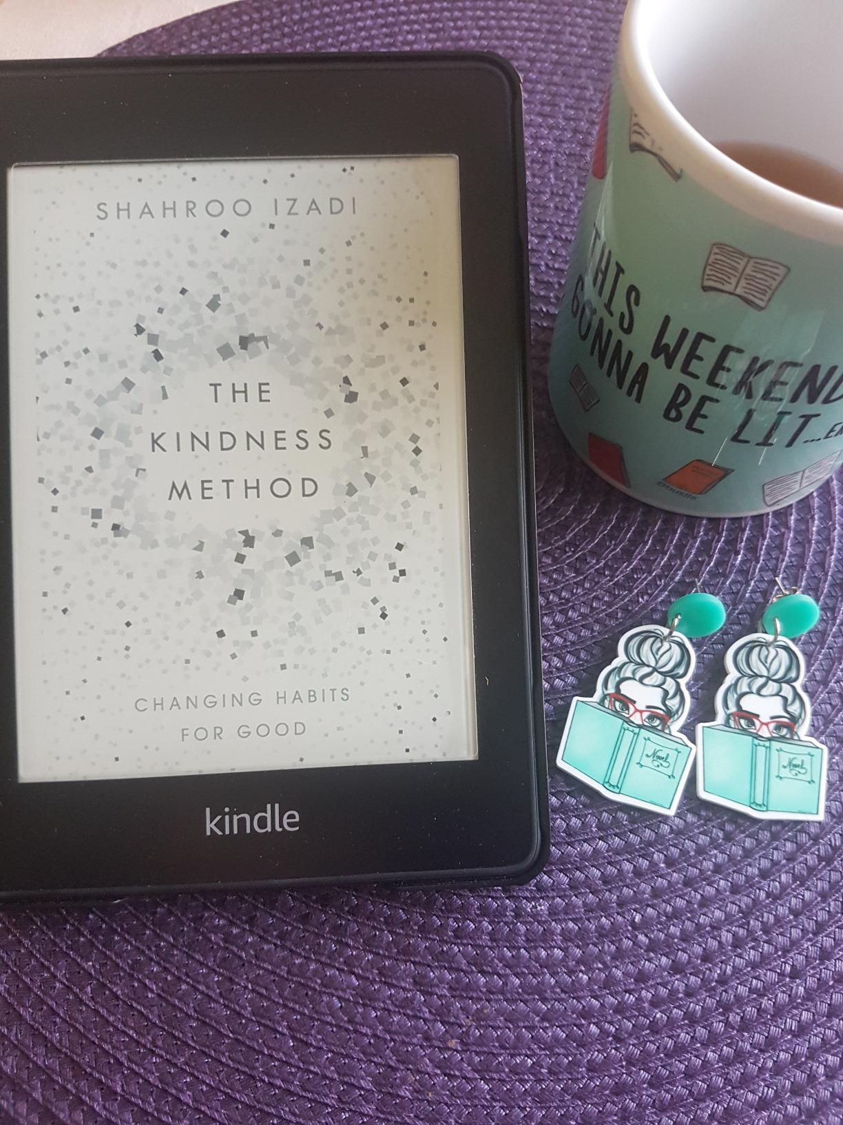 The Kindness Method: Changing Habits for Good : Izadi, Shahroo: Amazon ...