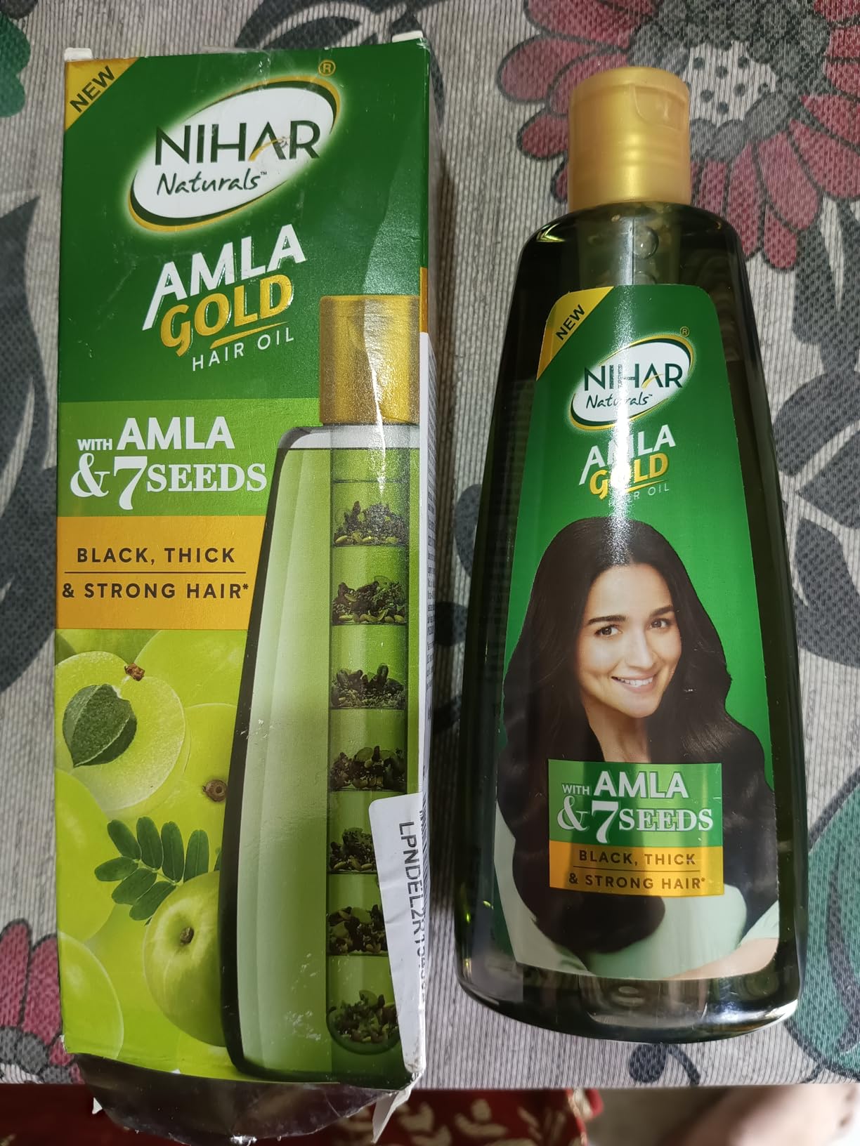 Buy Nihar Naturals Amla Gold Hair Oil, Amla & 7 Seeds Oil | Black ...