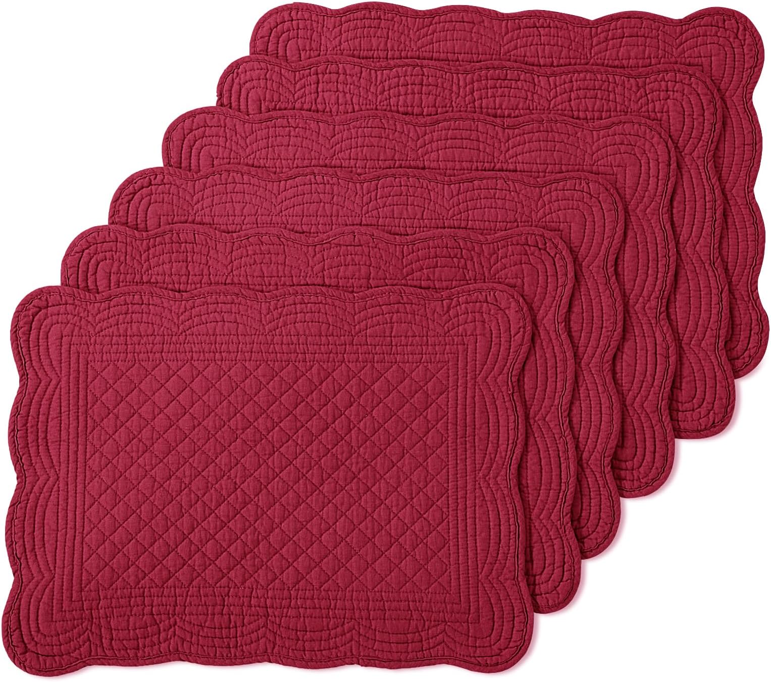 Amazon.com: Set of 4 Pcs, 17" Round Quilted Placemats, Red : Home & Kitchen