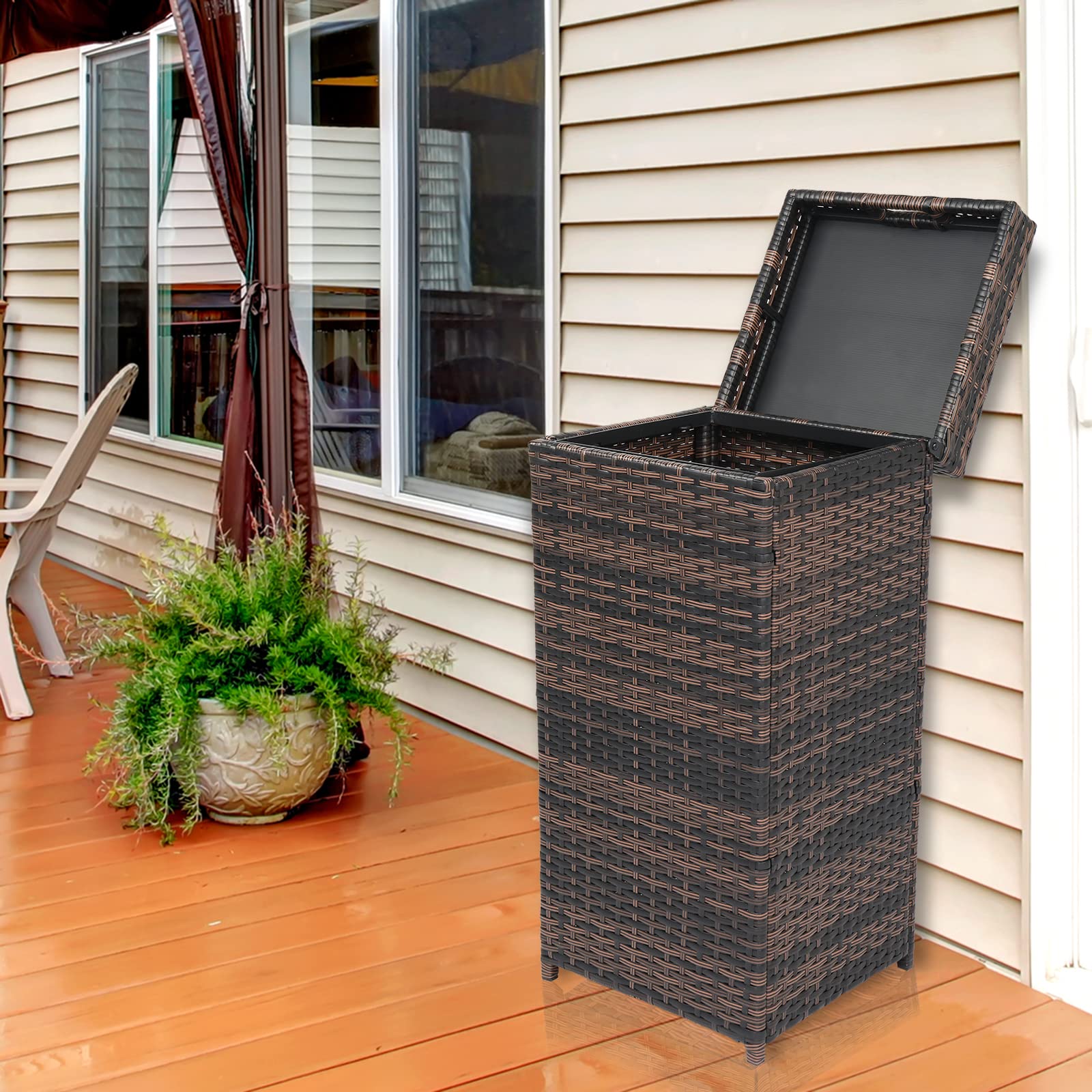 Wicker Trash Can With Lidnull