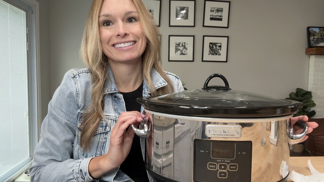 Watch Crock pot slow cooker- review of this kitchen staple! on Amazon Live