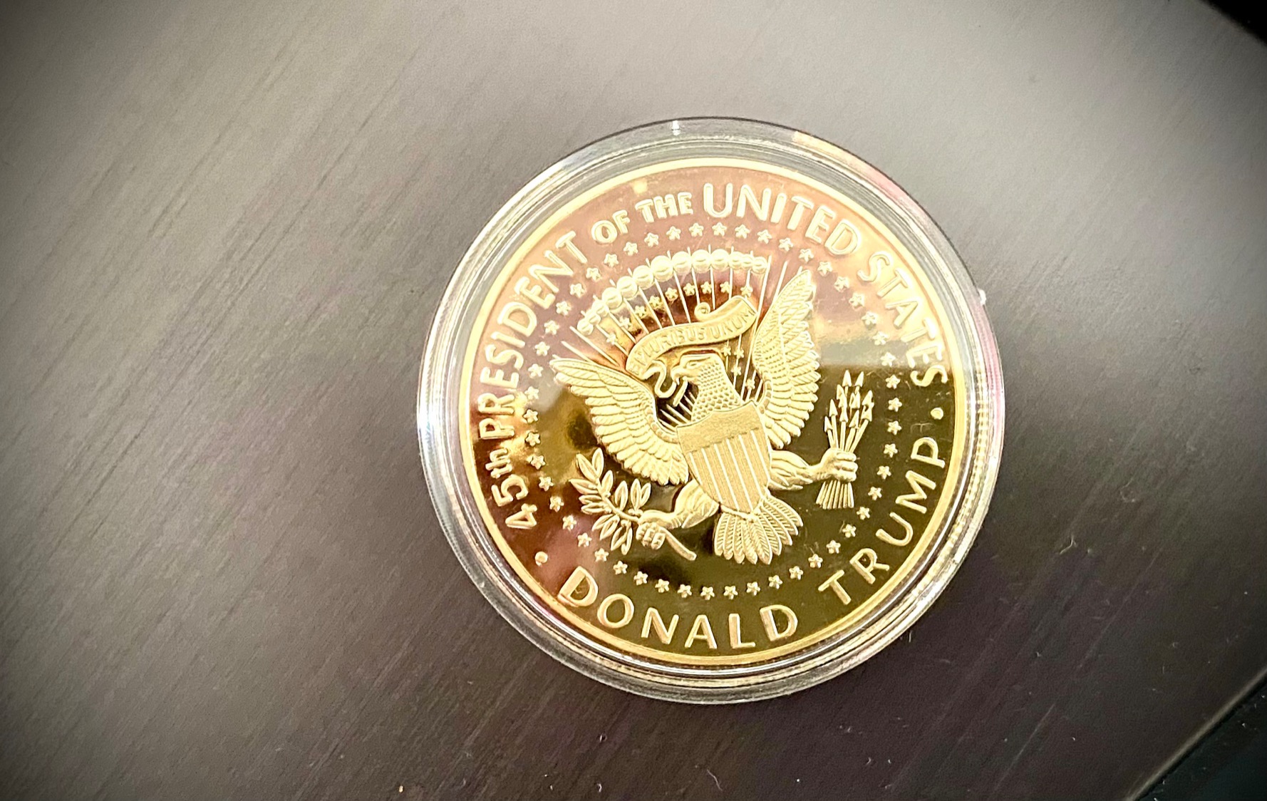 Donald Trump Coin 2020 - Gold Plated Collectible Coin, Protective Case ...