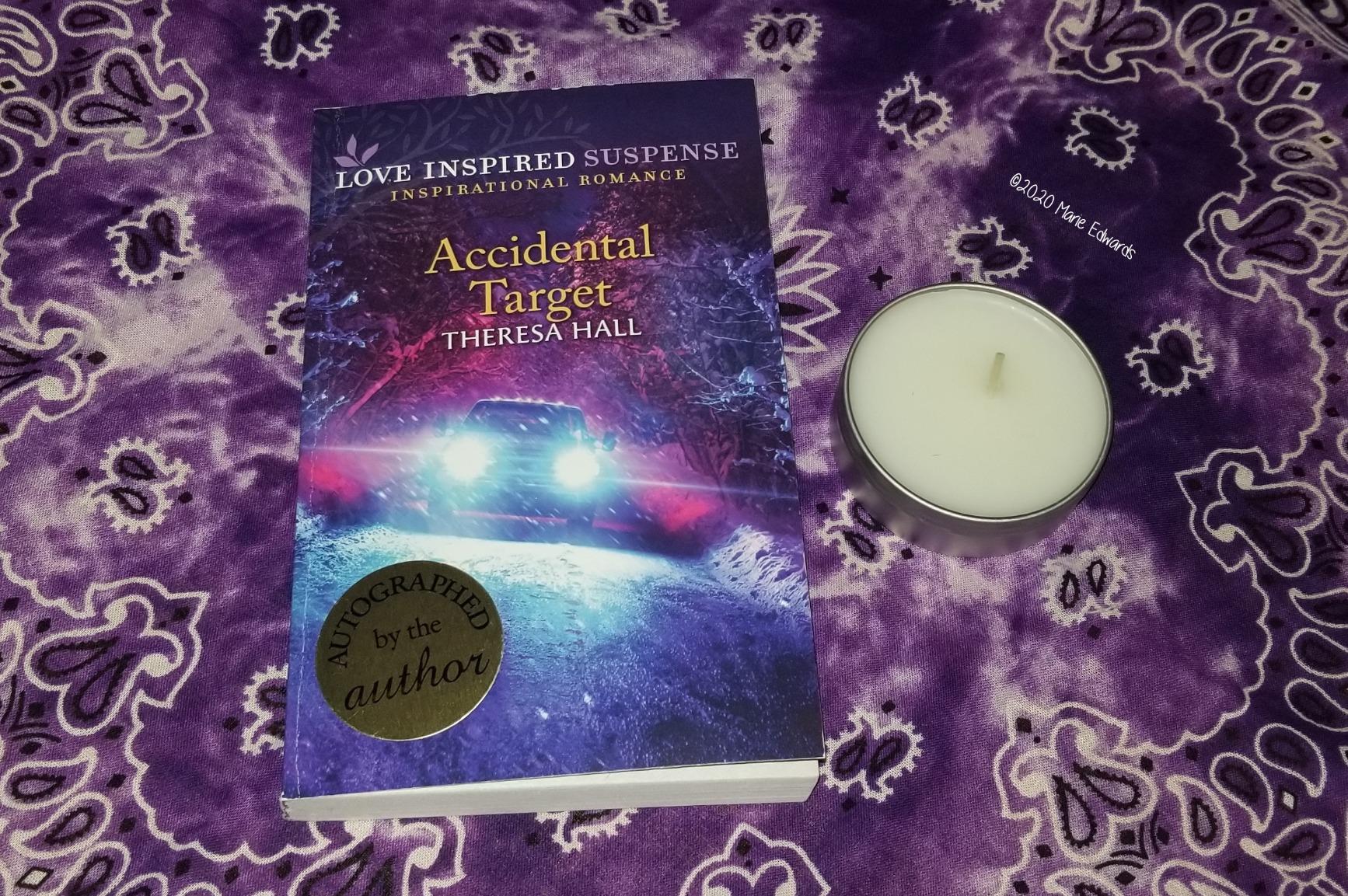 Accidental Target (Love Inspired Suspense): Hall, Theresa ...