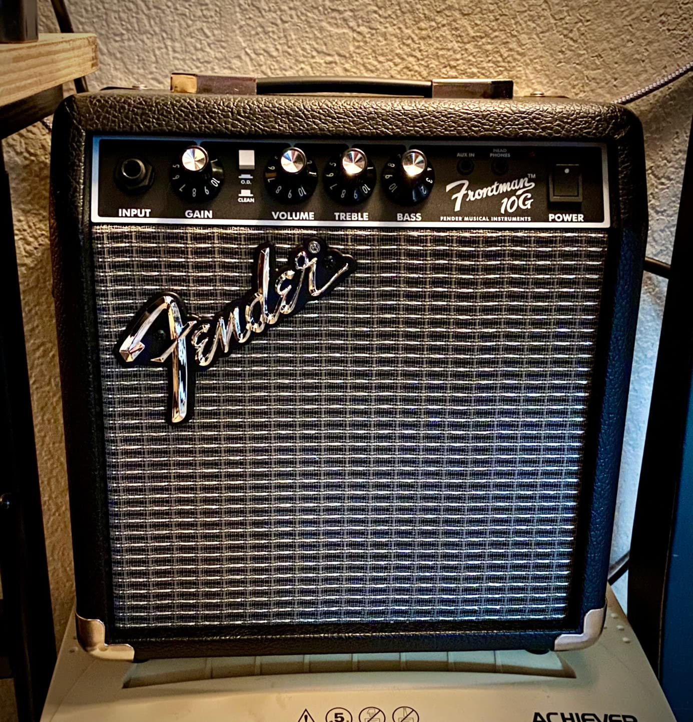 $13/mo - Finance Fender Frontman 10G Guitar Amp, 10 Watts, with 2-Year ...