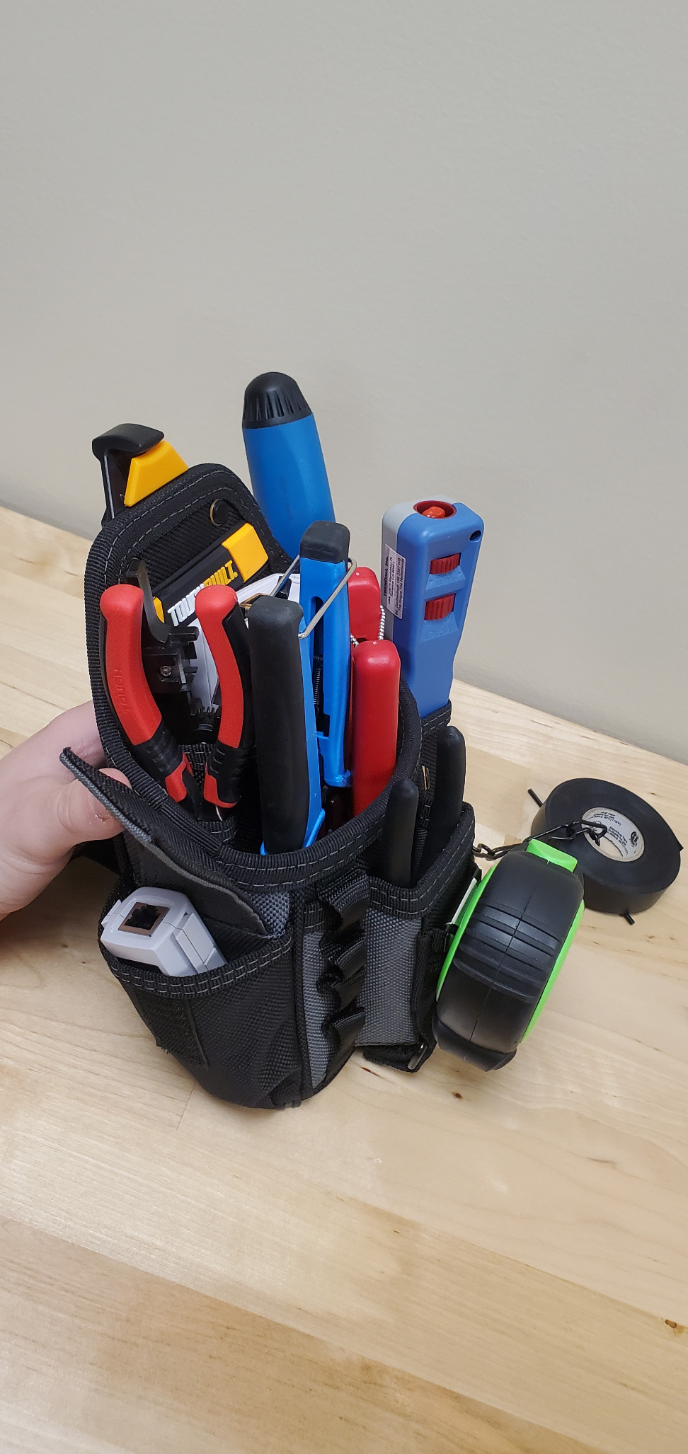 $9/mo - Finance ToughBuilt - Electrician Pouch - 23 Pockets and Loops ...