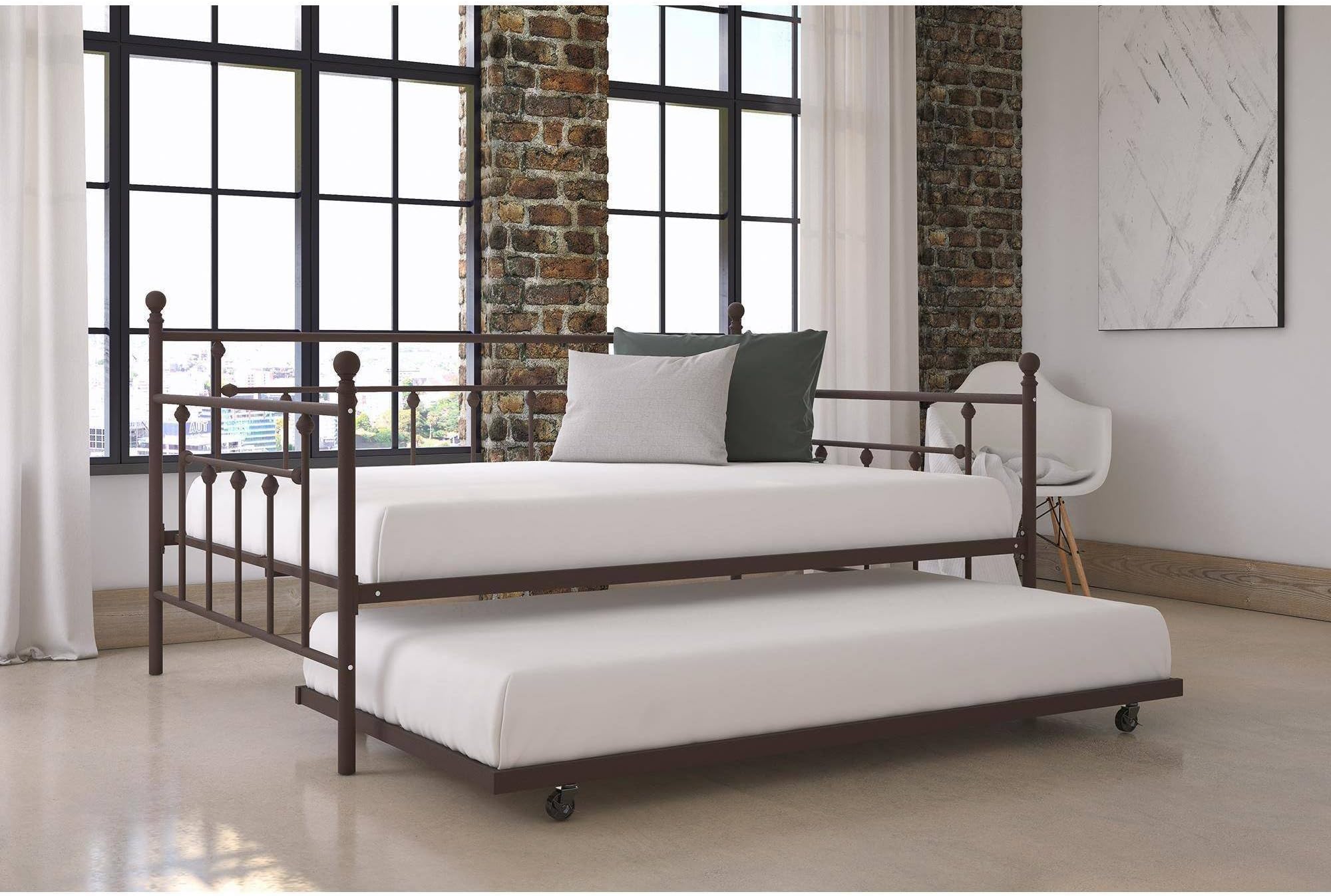 Amazon.com: Lexicon Constance Metal Daybed with Trundle in Navy Blue ...