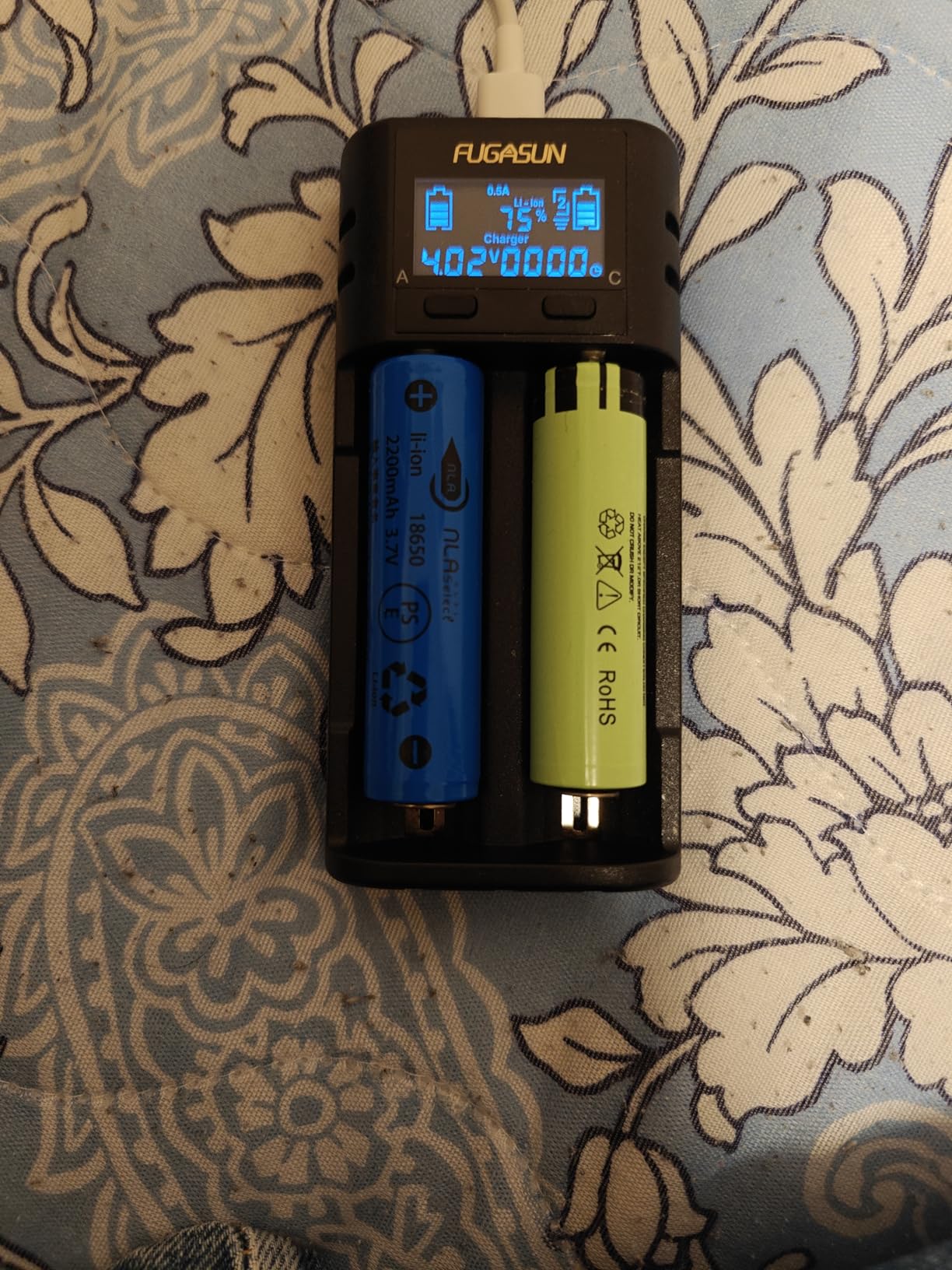 Amazon | FUGASUN 21750 21700 バッテリー充電器、LCD インテリジェント 21750 18650 充電器 ...