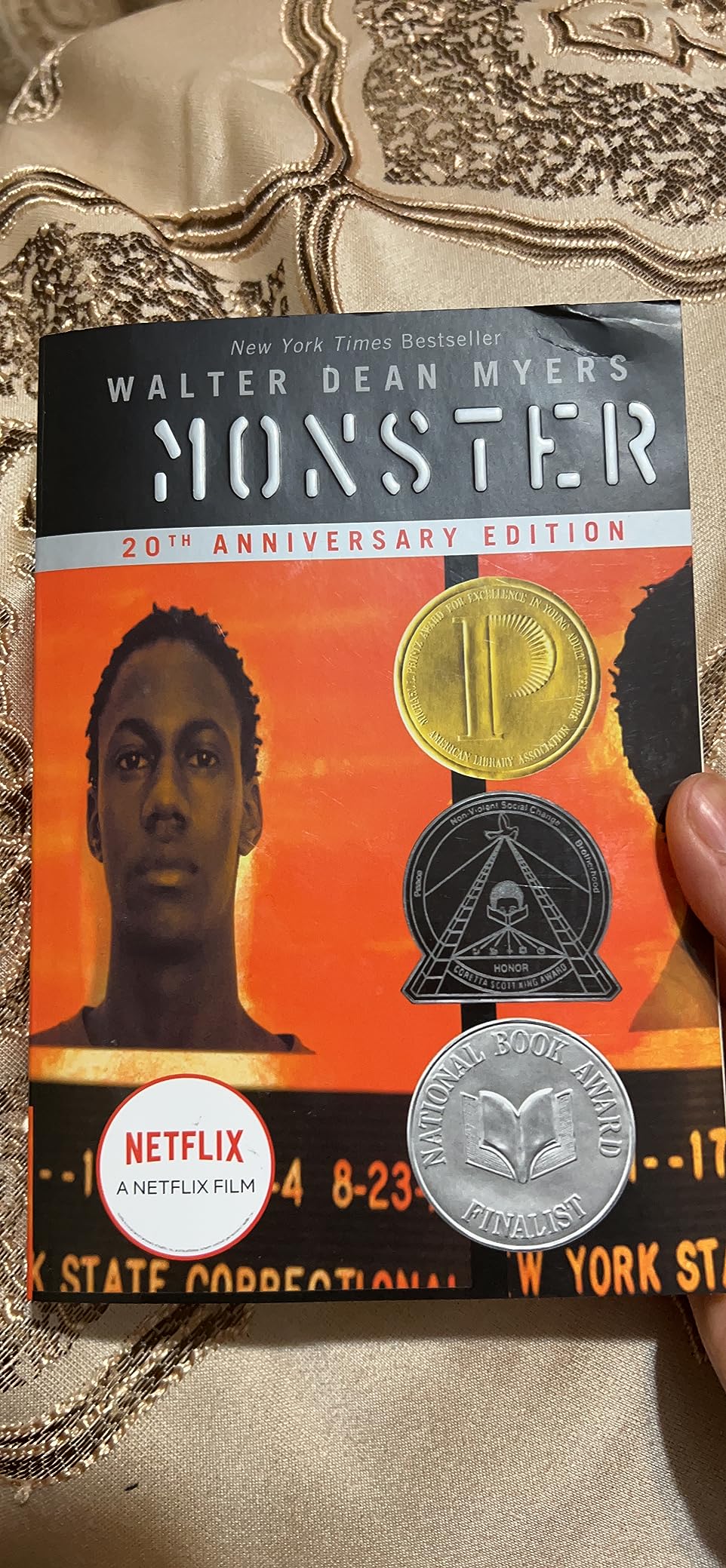 Amazon.com: Monster: 9780786273638: Walter Dean Myers: Books