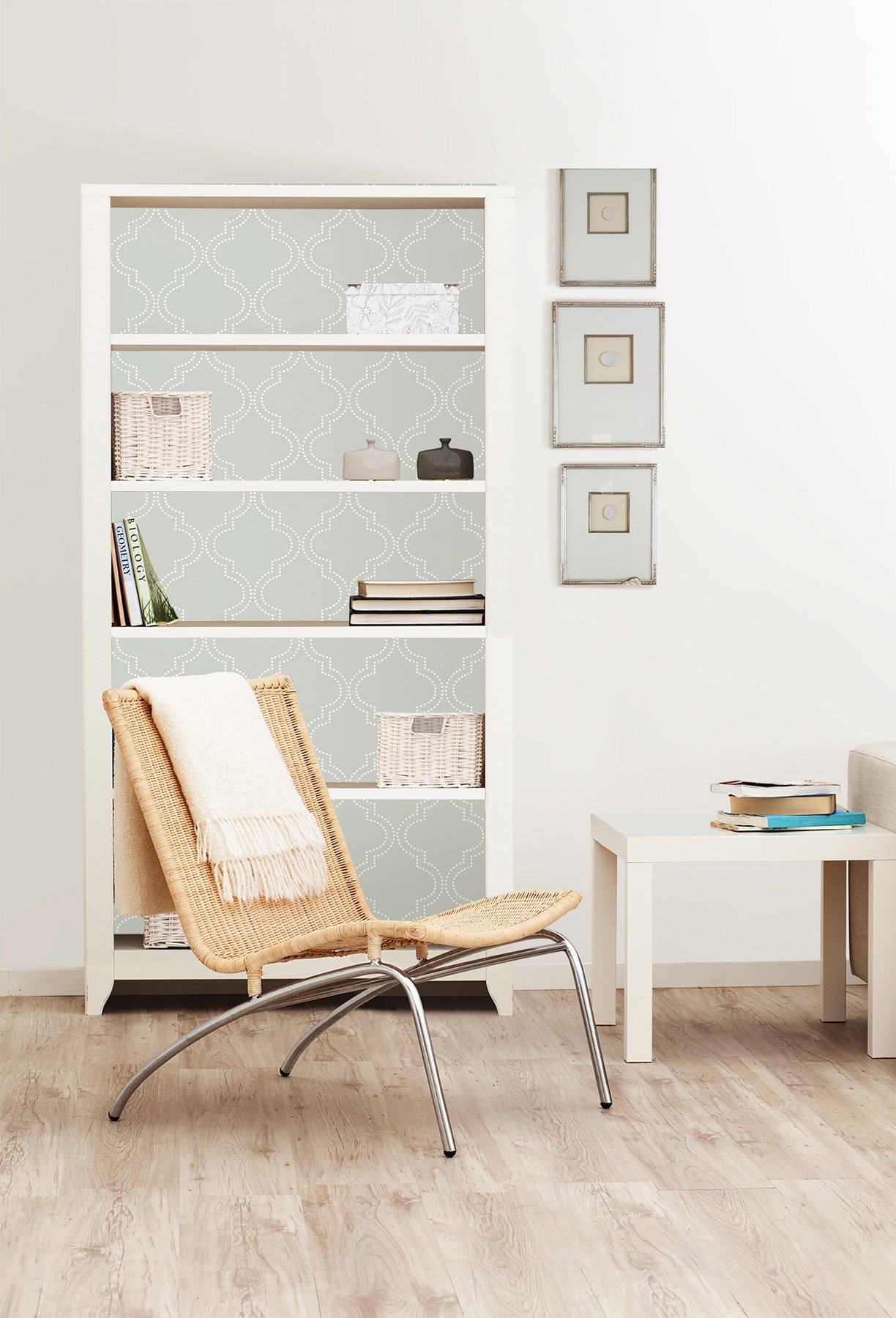 Grey Quatrefoil Wallpaper