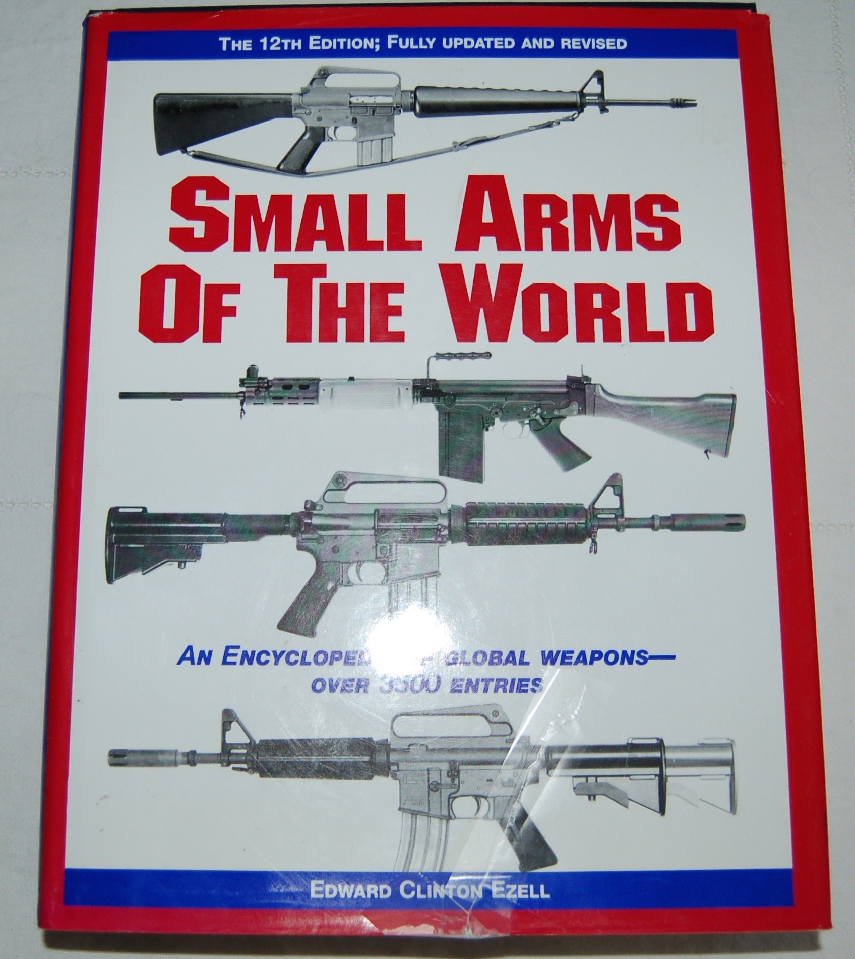 Small Arms of the World: Smith, Walter H.B.: 9780880296014: Amazon.com ...