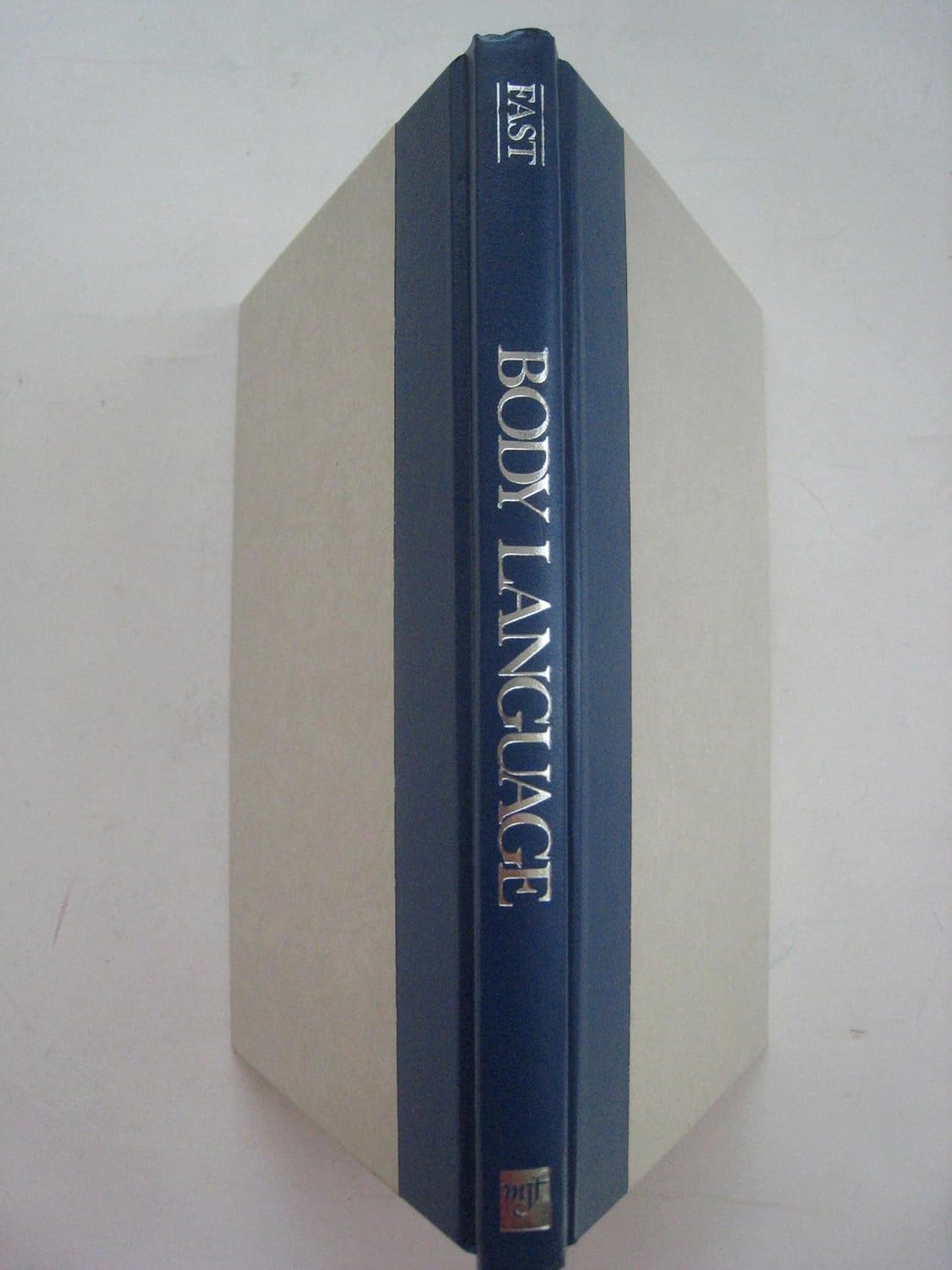 Body Language the Essential Secrets of Non-verbal Communication: Books ...