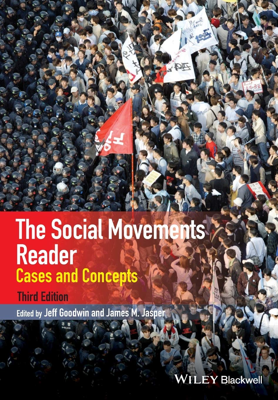 Amazon.com: The Social Movements Reader: Cases and Concepts (Wiley ...