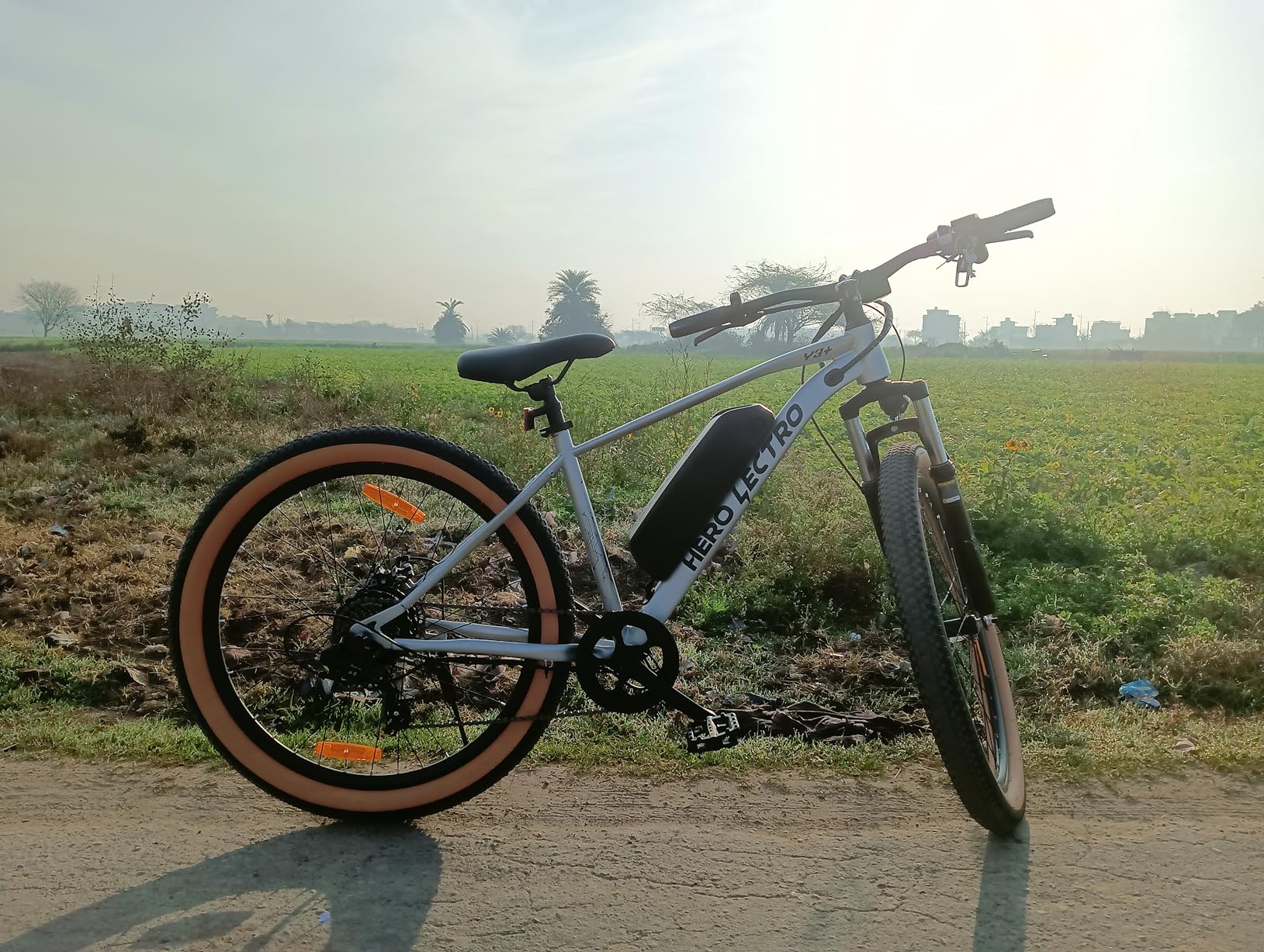 Hero Lectro Y3+ 27.5T 7 Speed Electric Cycle | 250W Motor | 7.8Ah ...