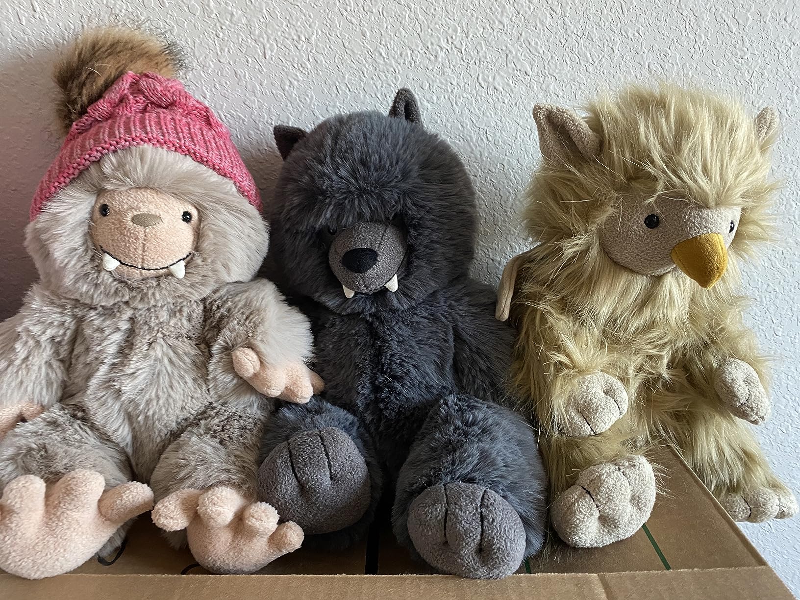 Amazon.com: Jellycat Gus Gryphon Stuffed Animal : Toys & Games