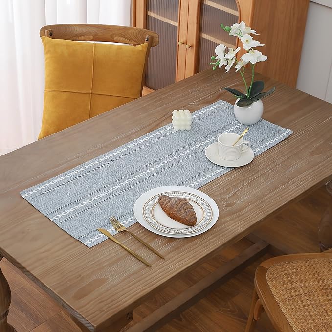Amazon.com: Gernaice Boho Table Runner, Rustic Cotton Linen Farmhouse ...