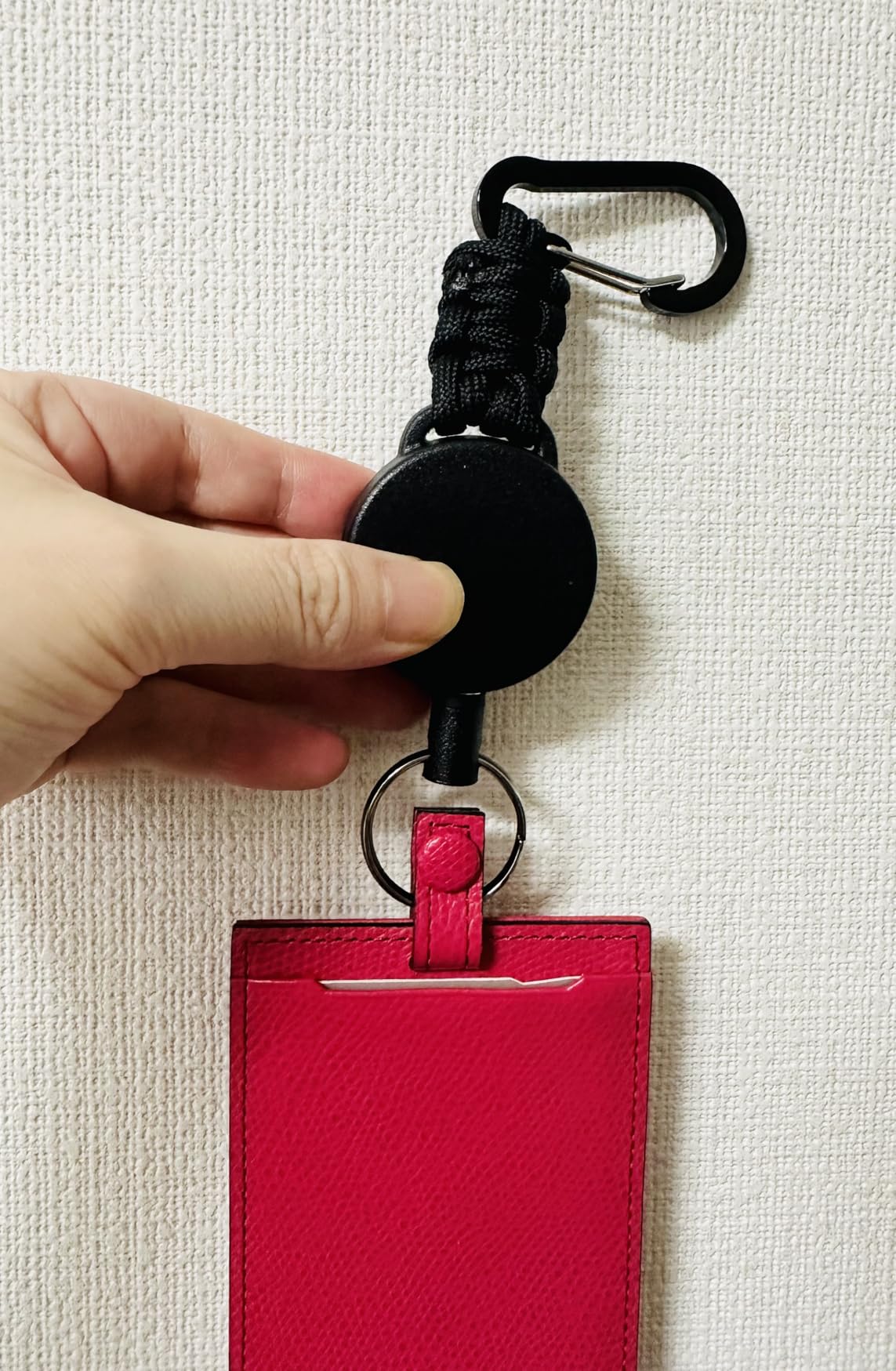 Amazon.co.jp: [SODOI] 2個セット リールキーホルダー カラビナ付き 多機能 超軽量 伸縮性リール式キーリール 紛失防止 吊り下げ名札 キャンプ ハイキング 釣りアウトドア ...