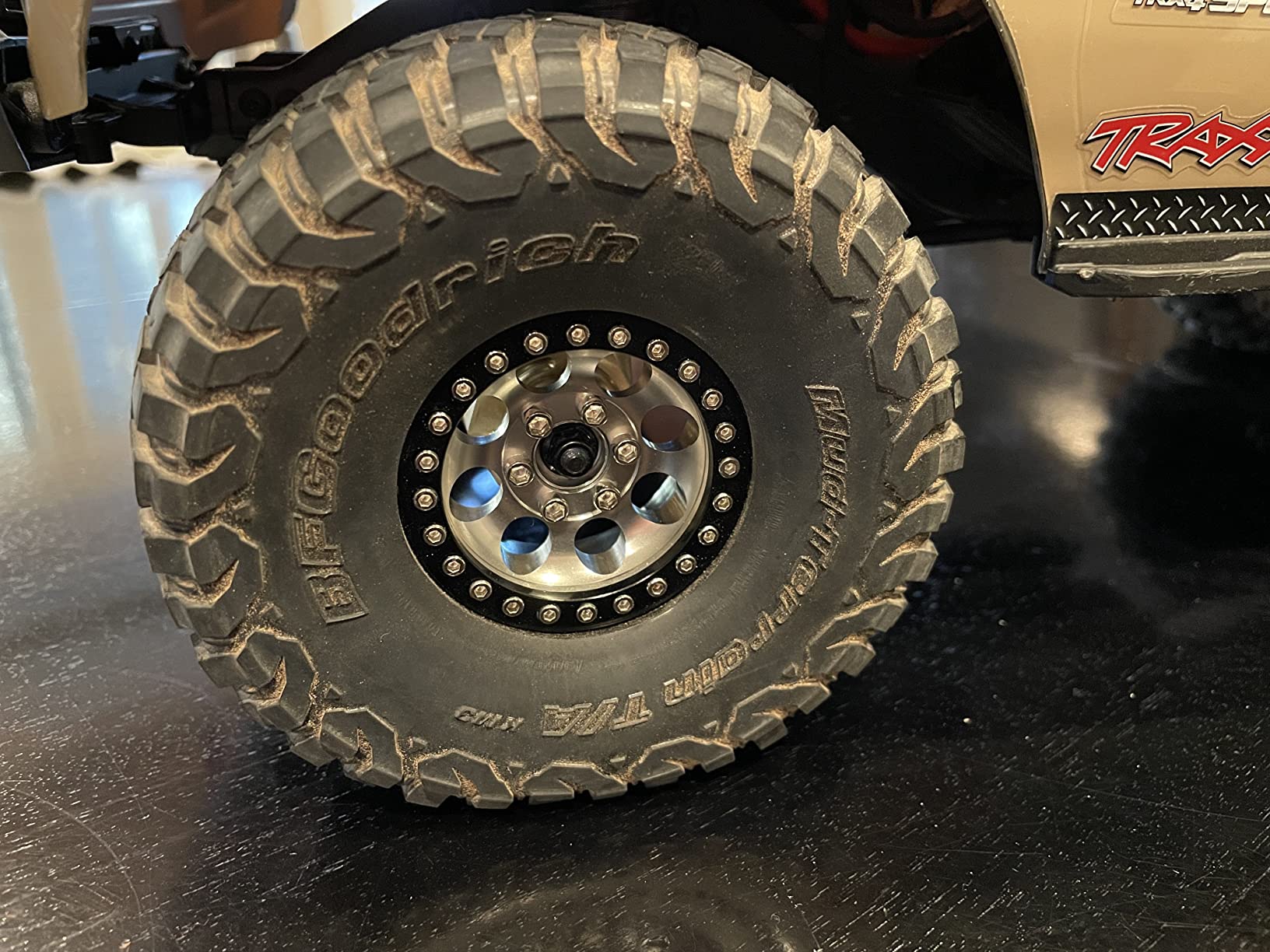 Amazon.com: 4PCS Metal 1.9" Beadlock Crawler Wheels Rims Set for RC 1/ ...