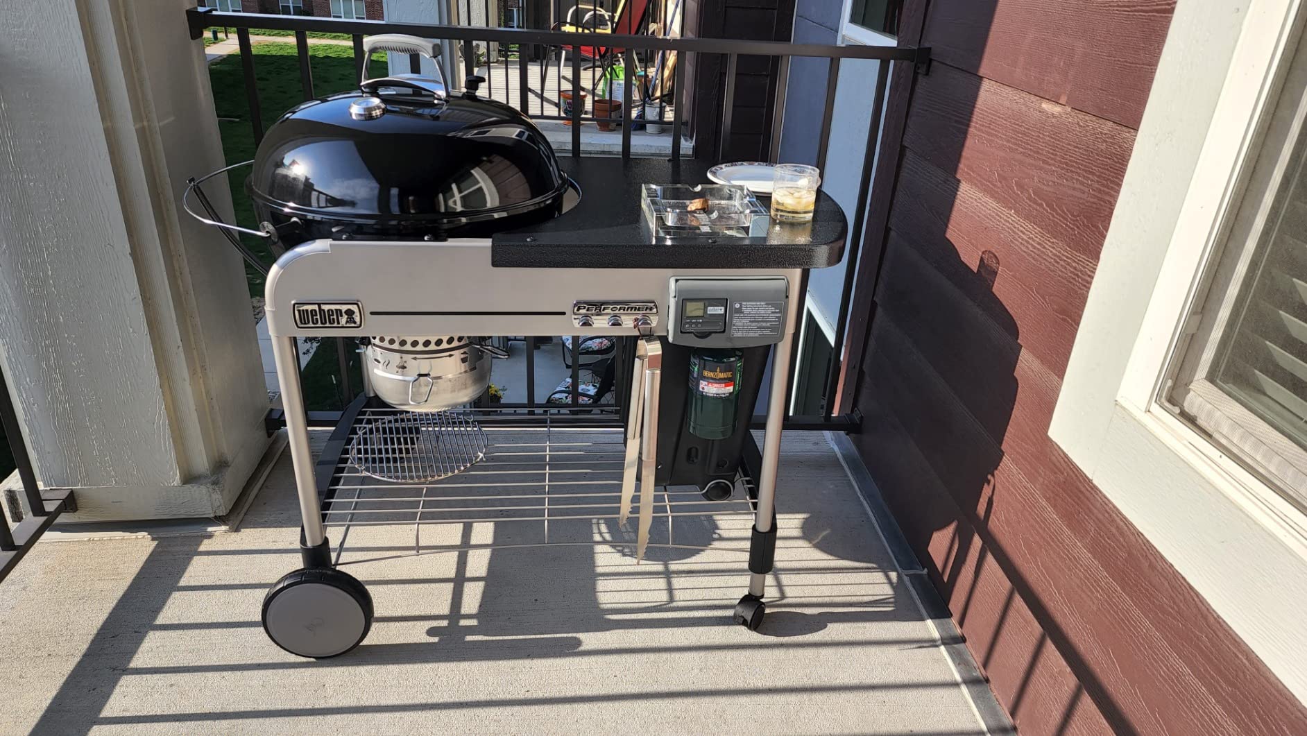 $51/mo - Finance Weber Performer Deluxe Charcoal Grill, 22-Inch, Touch ...