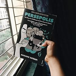 Persepolis [Paperback] Satrapi, Marjane : Satrapi, Marjane: Amazon.in: Books
