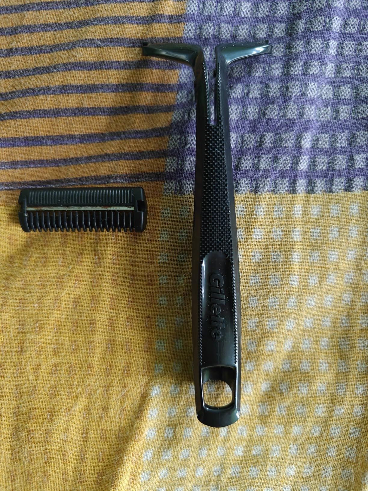 Gillette Men Guard Cartridge Single Blade With Razor