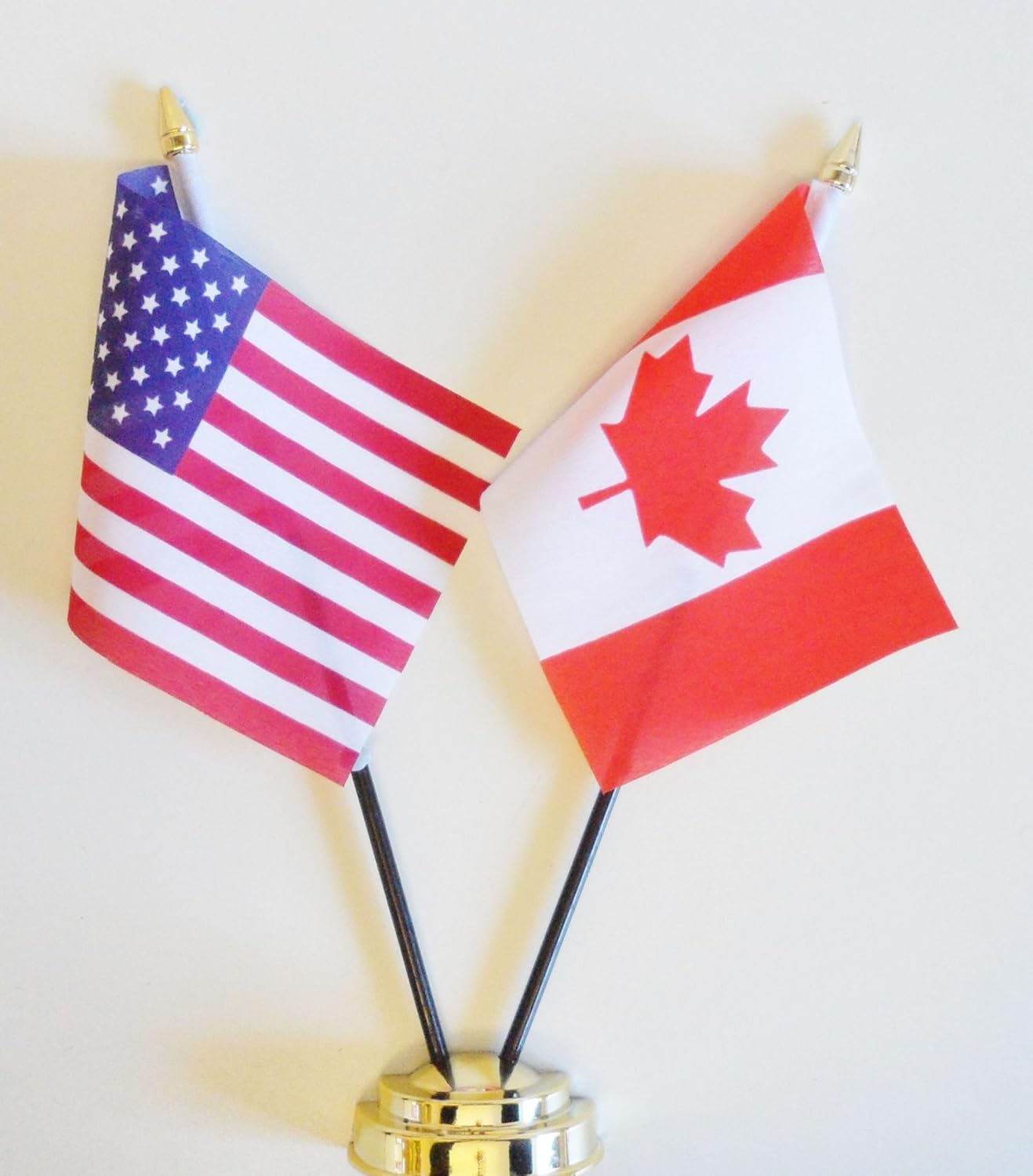 Amazon.com: United States of America & Canada Friendship Table Flag ...