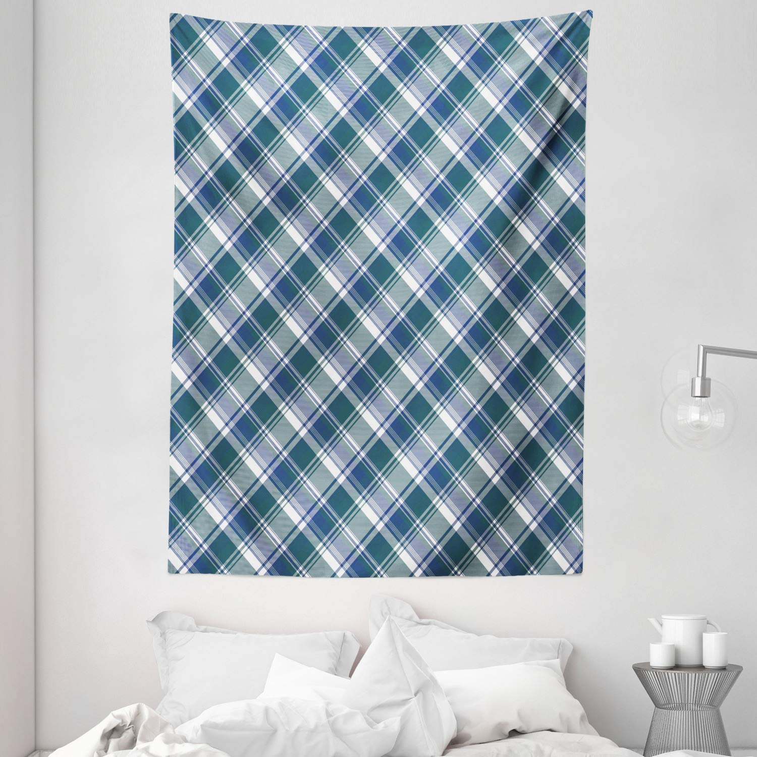 Diagonal Lines In Fashion