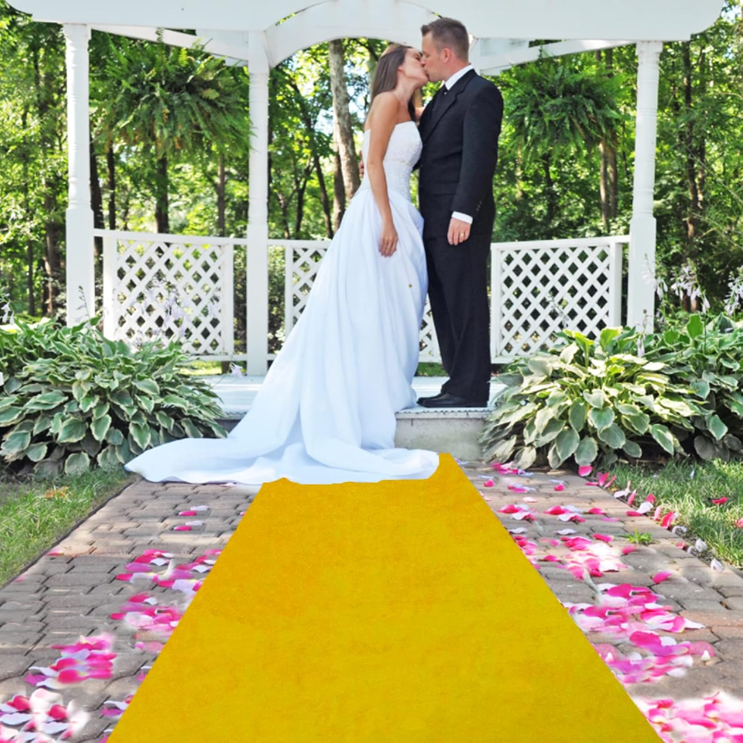 Amazon.com: FUHSY Gold Wedding Aisle Runner 4x20 FT Velvet Aisle Runner ...