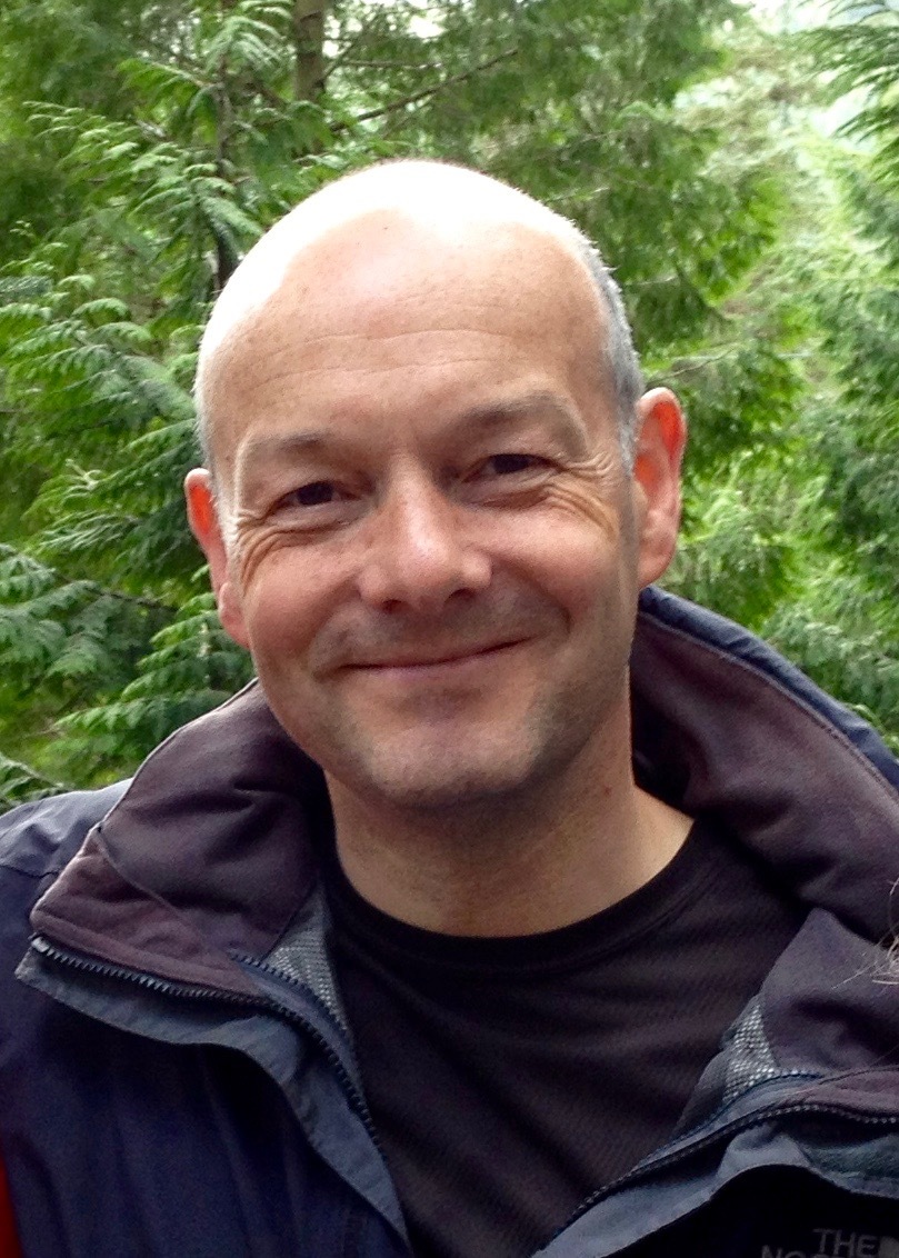 Amazon.co.uk: Andrew Waterston: books, biography, latest update