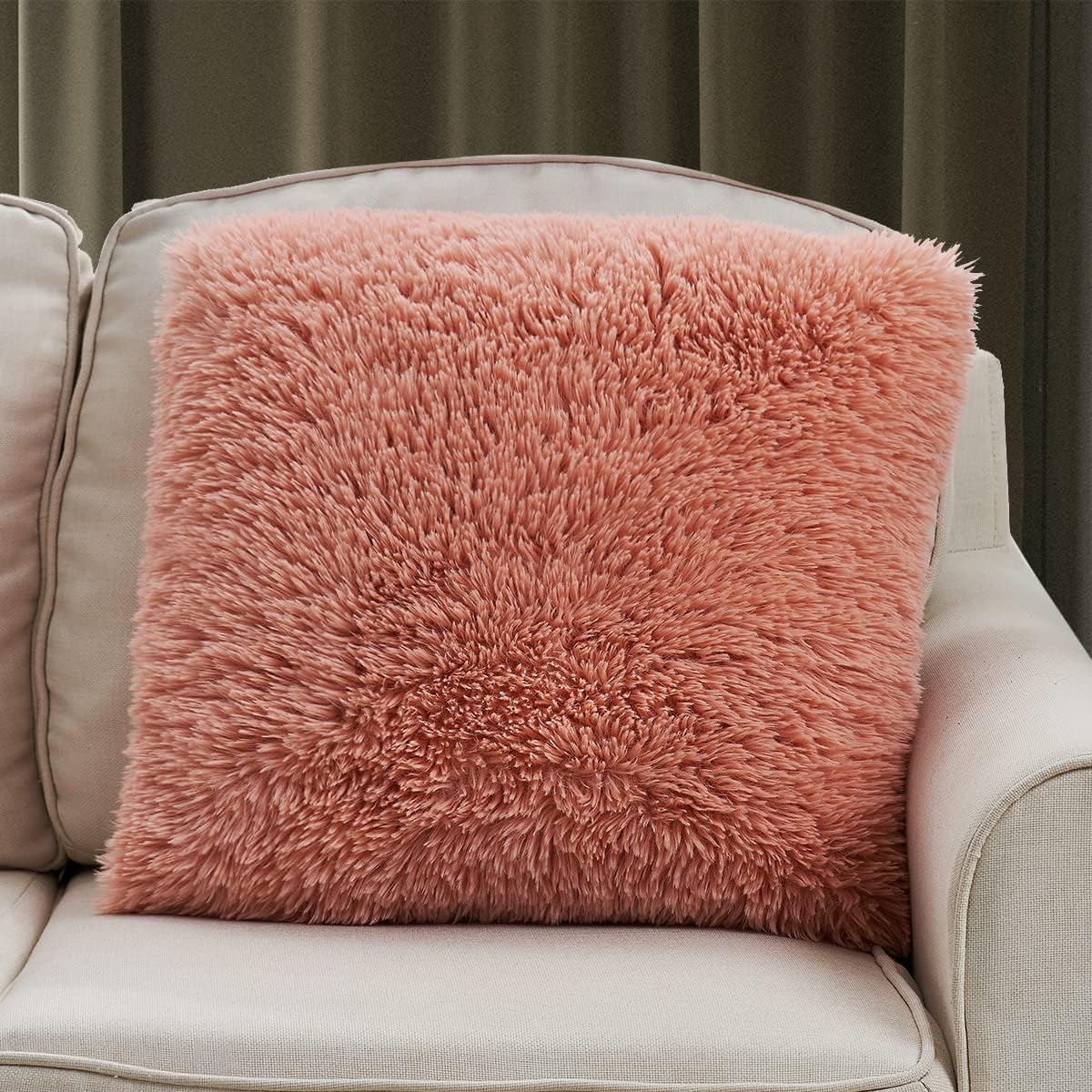 Amazon.com: Amélie Home Shaggy Long Pile Faux Fur Pillow Cover, Dusty ...