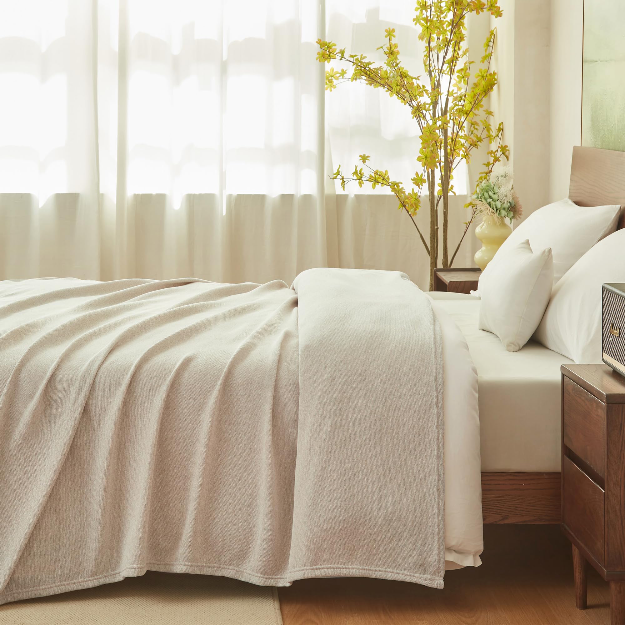 Snapklik.com : COOVA Cooling Queen Size Bed Blanket, Soft Thin Knit ...