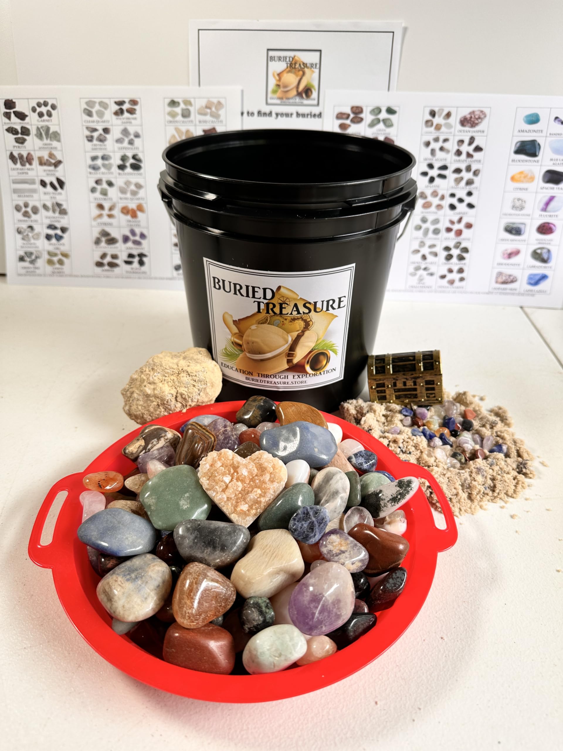 Amazon.com: Generic Gallon Tumbled Gemstone Mining Bucket/Crackable ...