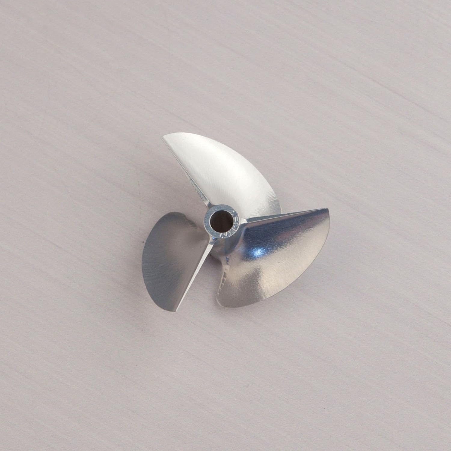 Amazon.com: CNC 3/16'' 4.76mm Aluminum Propeller OD54mm 3-bladed ...
