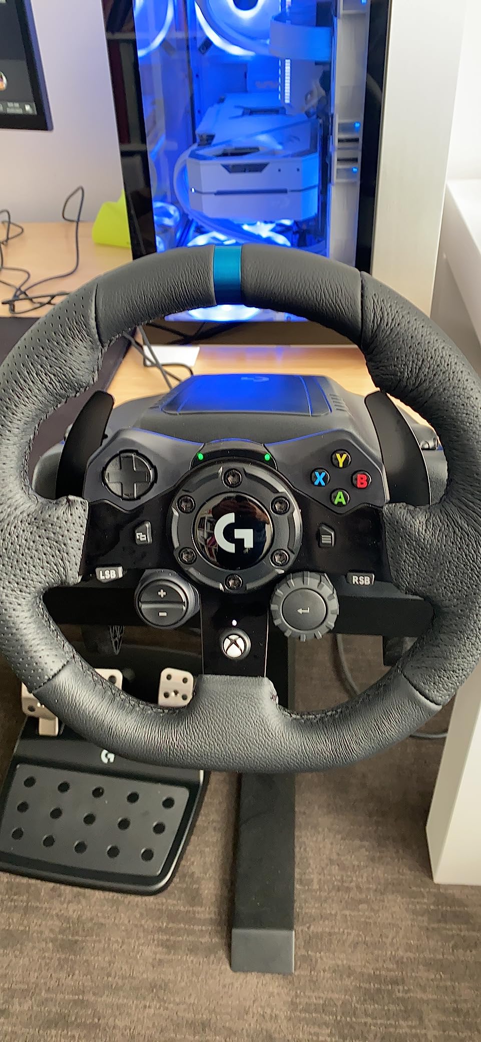 Logitech G923 Racing Wheel and Pedals for Xbox Series X, S, Xbox One ...