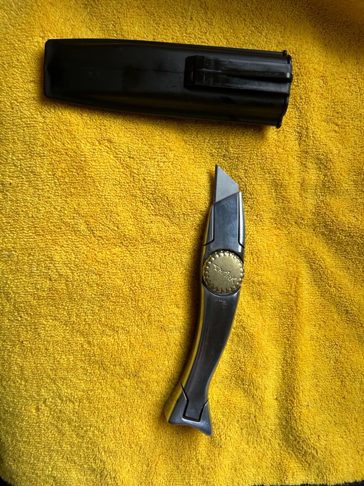 Metal Magery Shark Knife for Roofing Utility Knives Navajas para ...