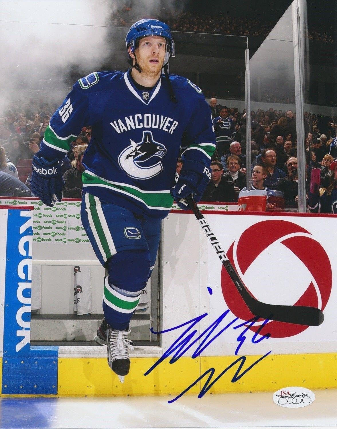 Jannik Hansen Signed Photo - 8x10) - JSA Certified - Autographed NHL ...