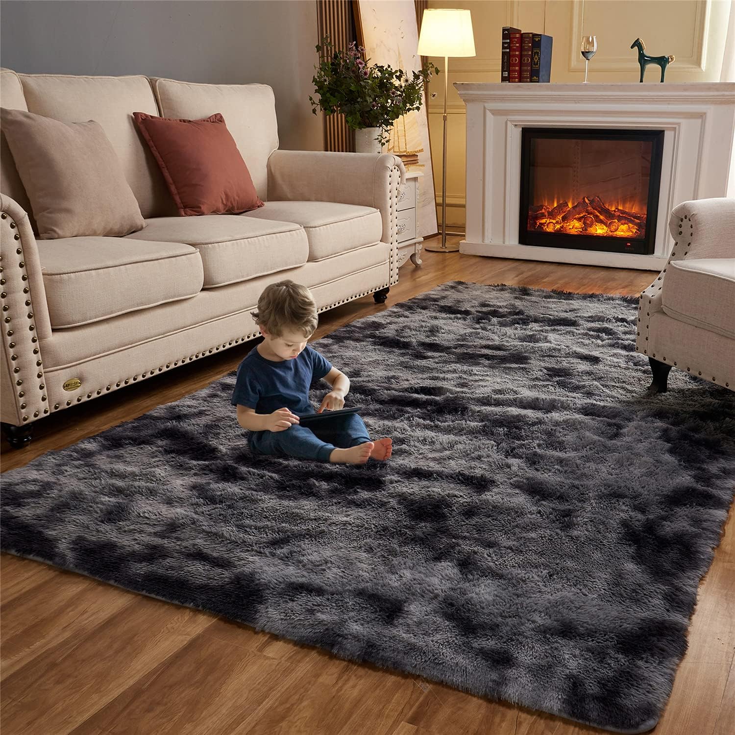 Amazon.com: EVOIONOS Black Round Rug for Bedroom, Fluffy Circle Rug 5 ...